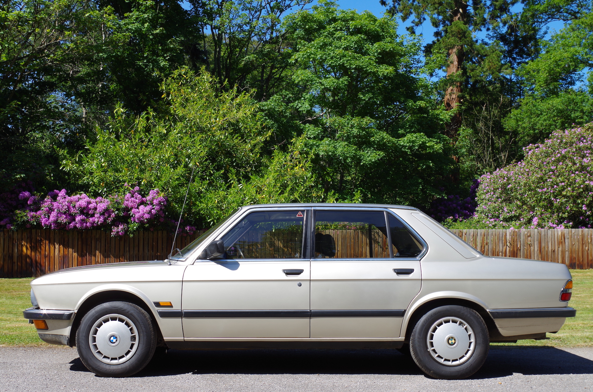 1985 BMW (E28) 520i for sale by auction in Aldermaston, Berkshire, United Kingdom