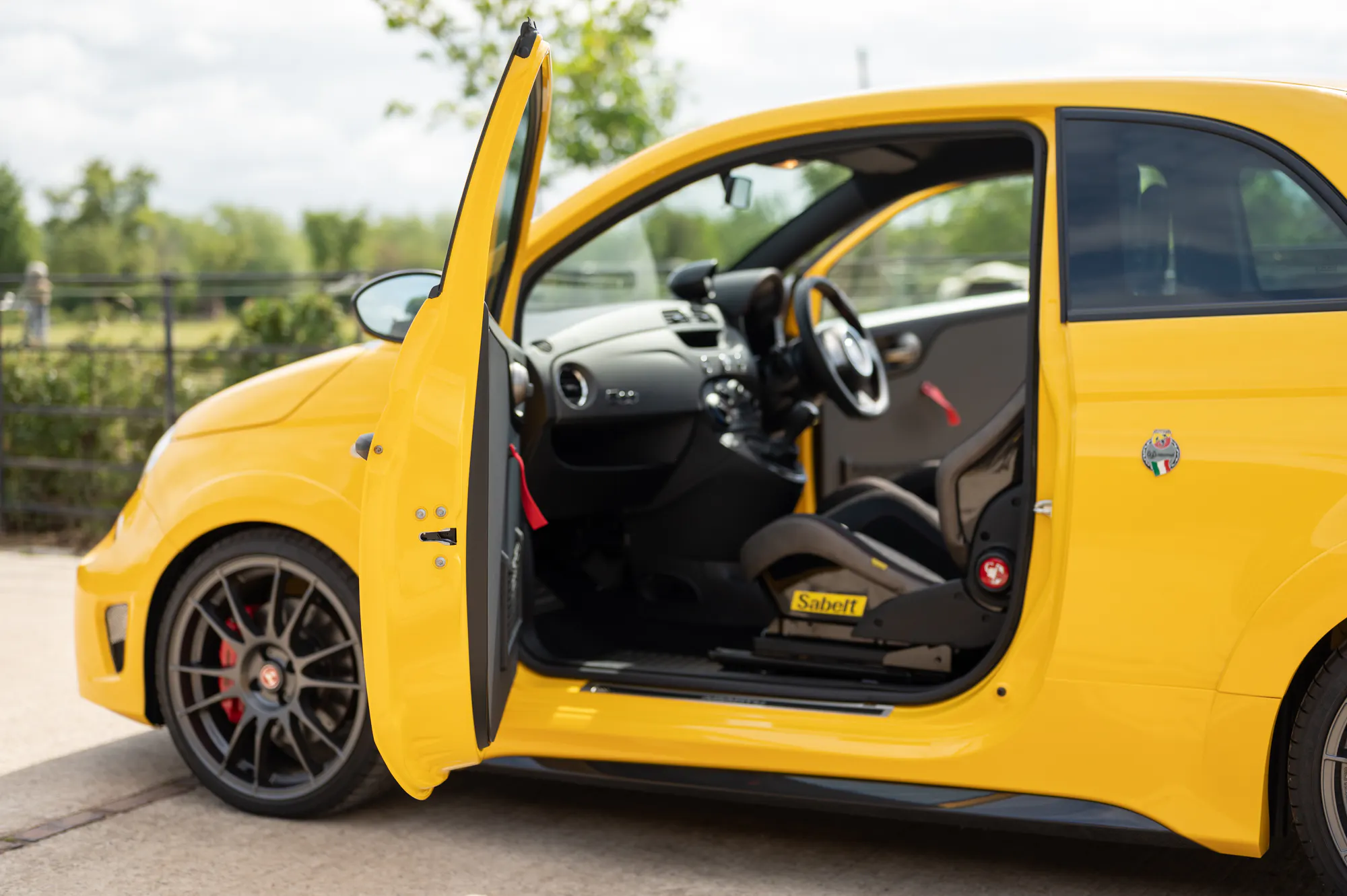 2018 ABARTH 695 BIPOSTO - 36 MILES FROM NEW