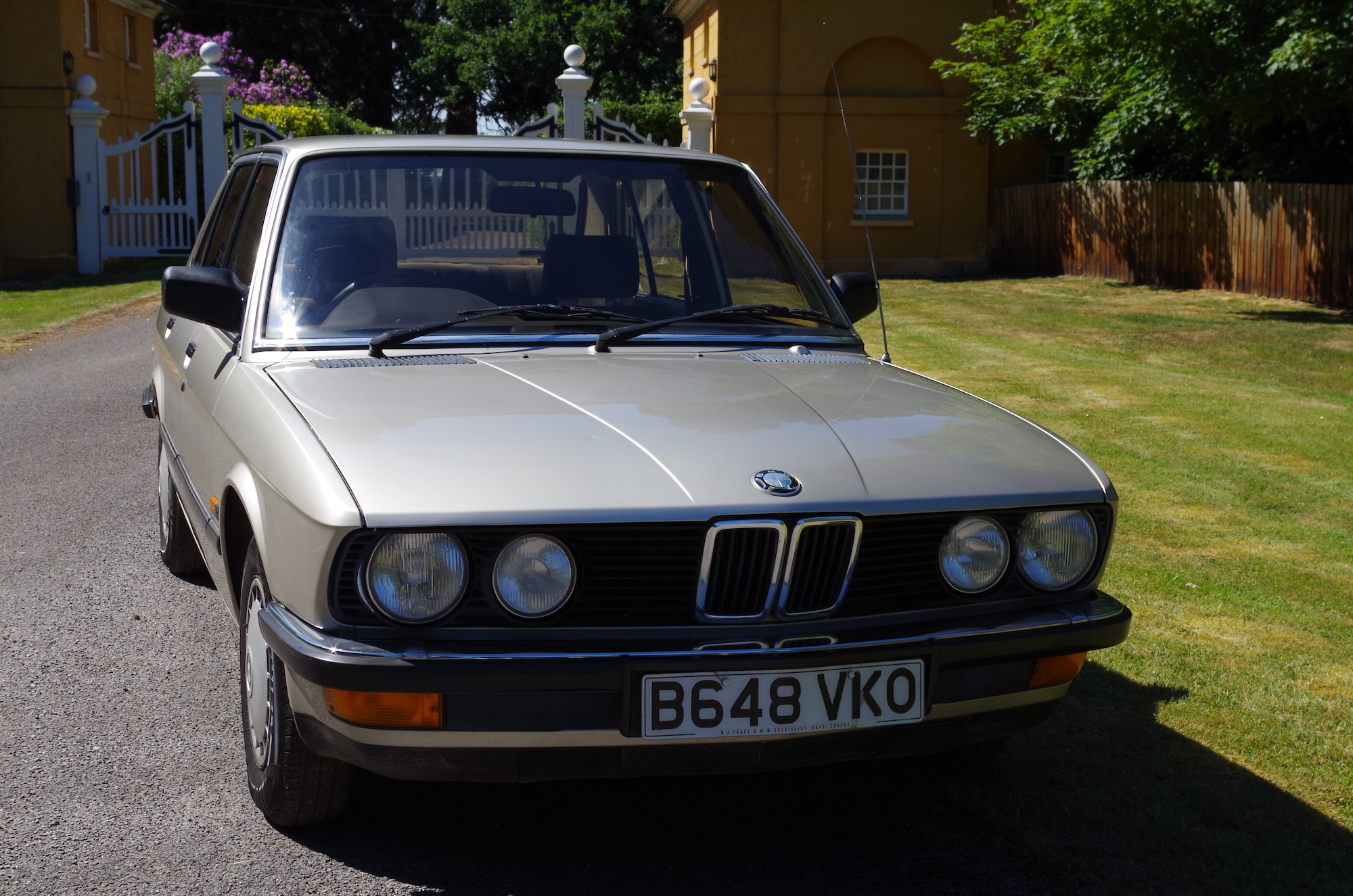 1985 BMW (E28) 520i for sale by auction in Aldermaston, Berkshire, United Kingdom