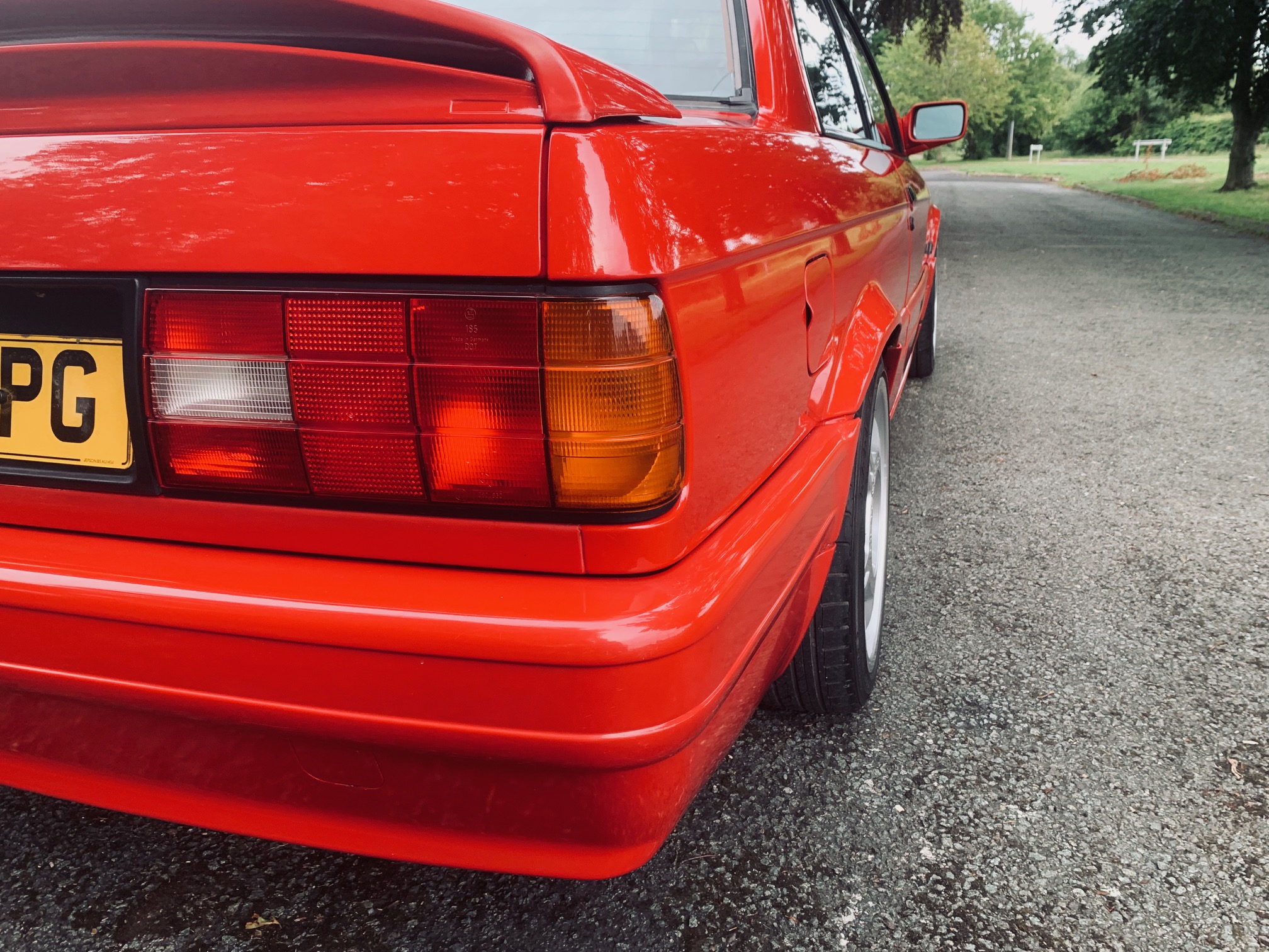 1988 BMW (E30) 328i CUSTOM