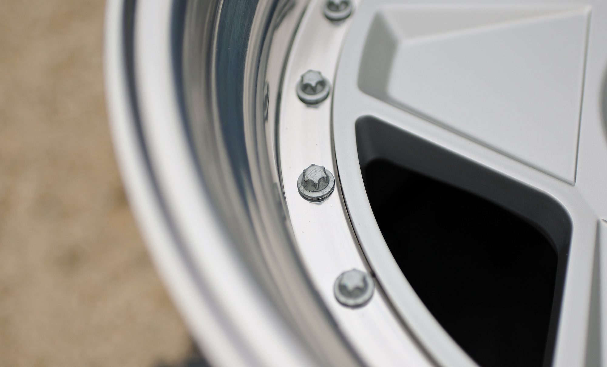 FERRARI F40 WHEELS - SET OF NEW ALLOY WHEELS