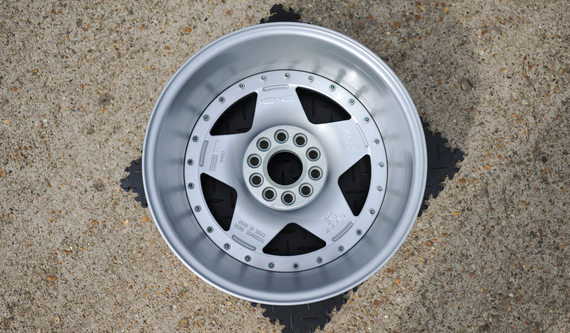 FERRARI F40 WHEELS - SET OF NEW ALLOY WHEELS