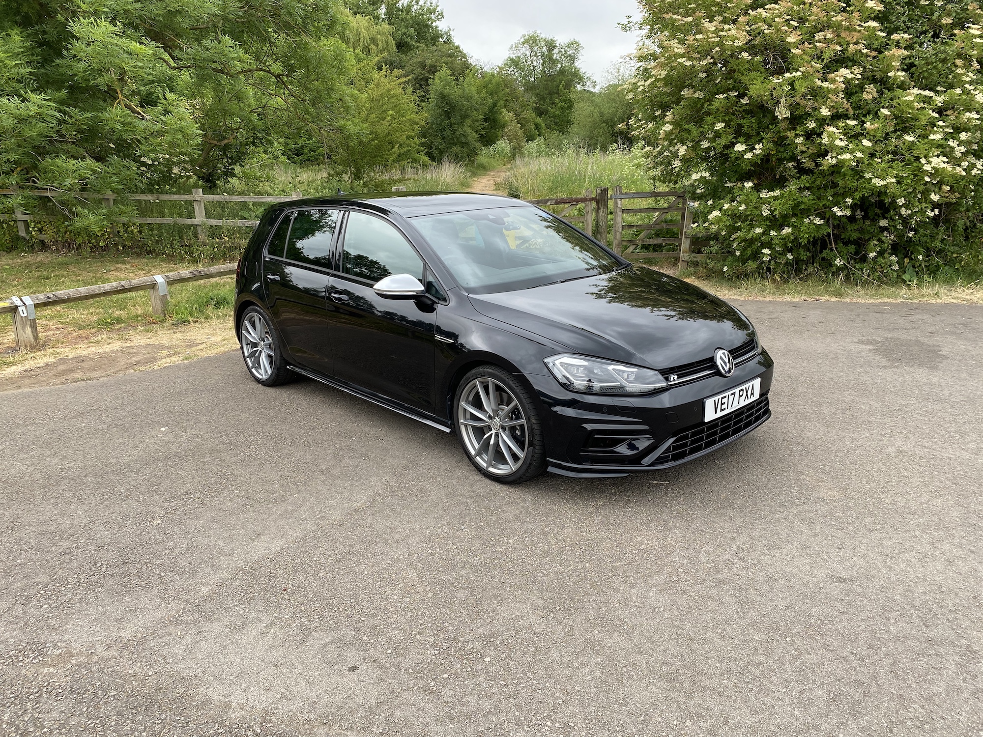 2017 VW GOLF R