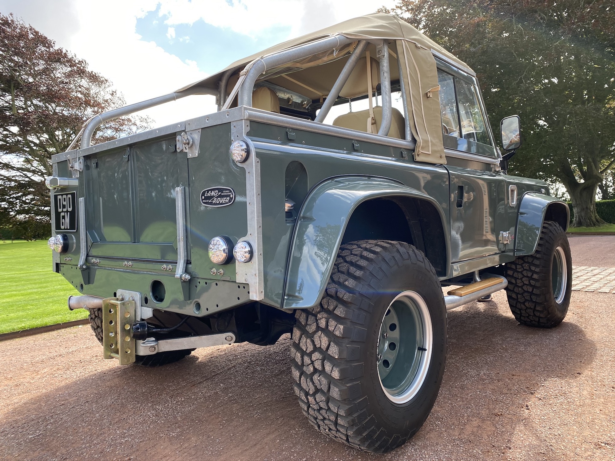 2010 LAND ROVER DEFENDER 90 'OUTLANDER' for sale by auction in Cardiff ...