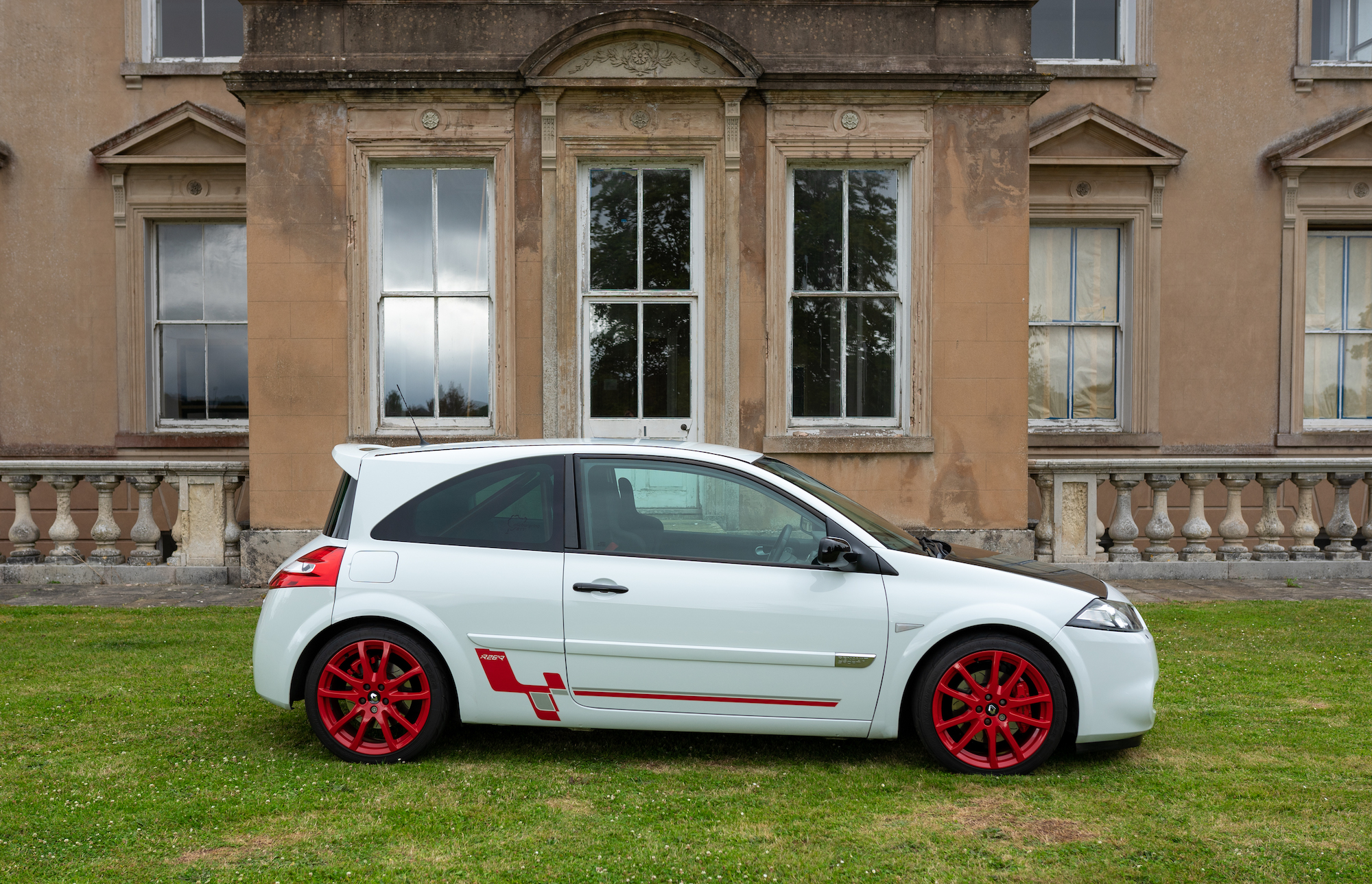 2009 RENAULTSPORT MEGANE R26.R
