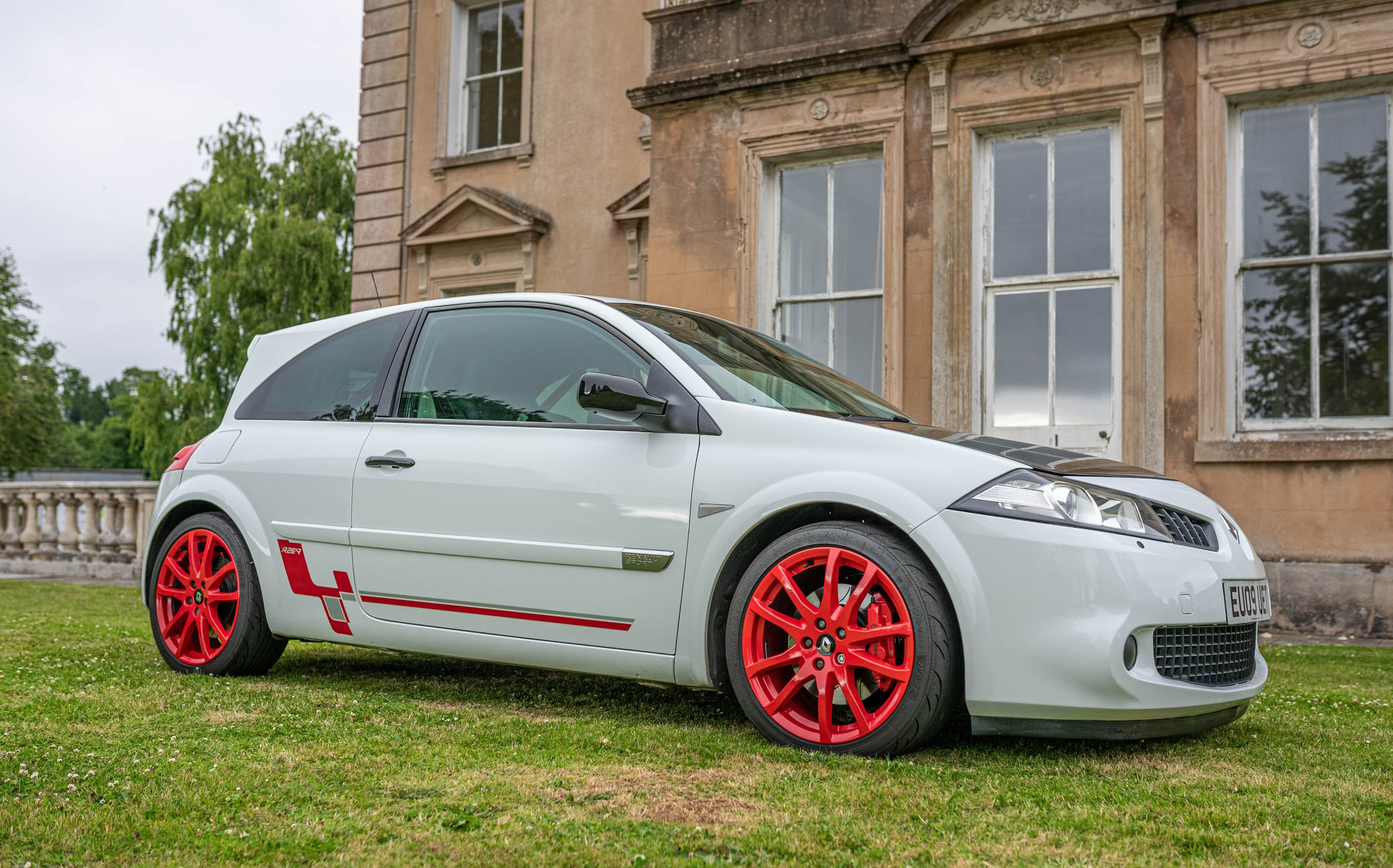 2009 RENAULTSPORT MEGANE R26.R