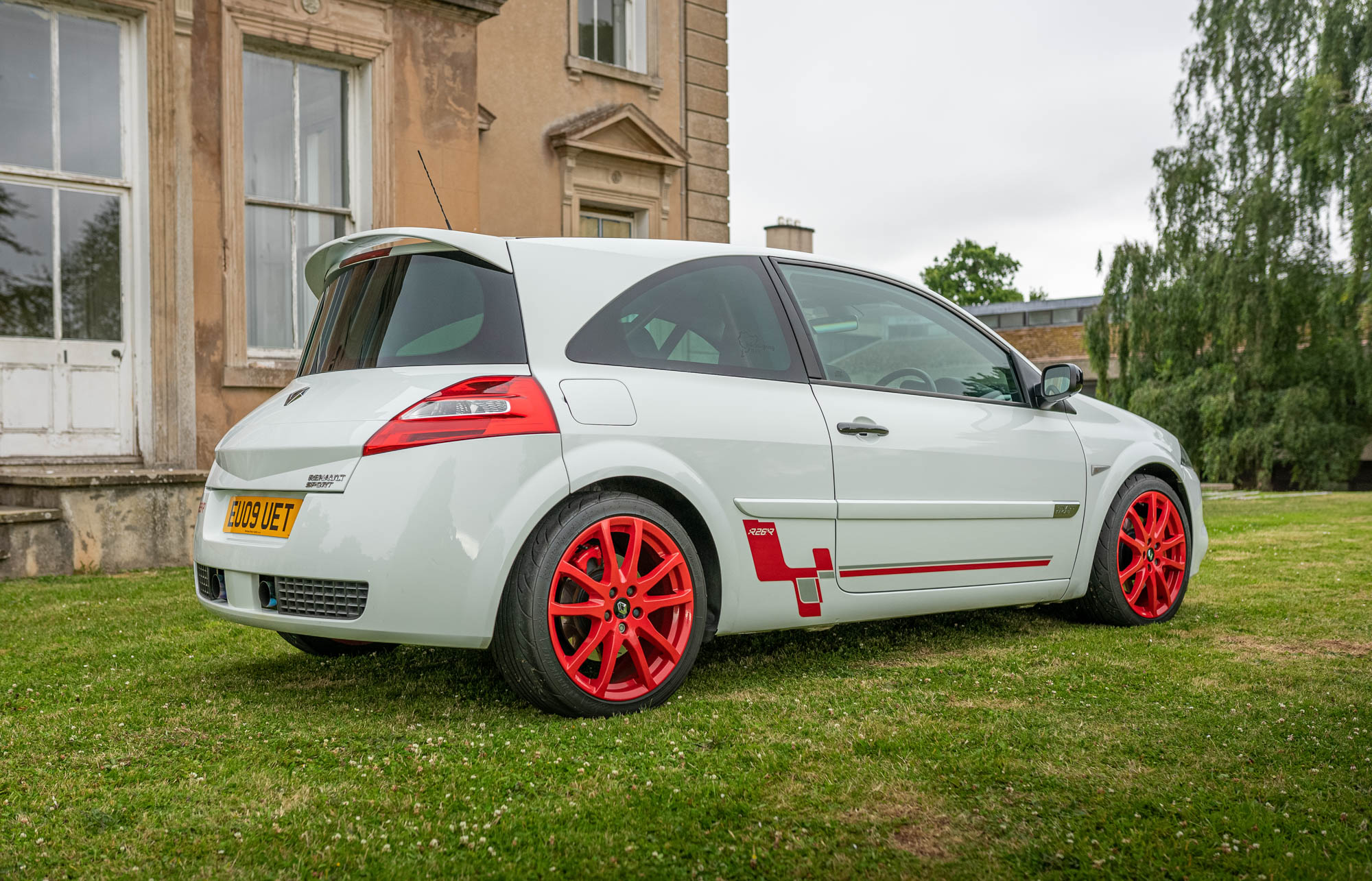 2009 RENAULTSPORT MEGANE R26.R