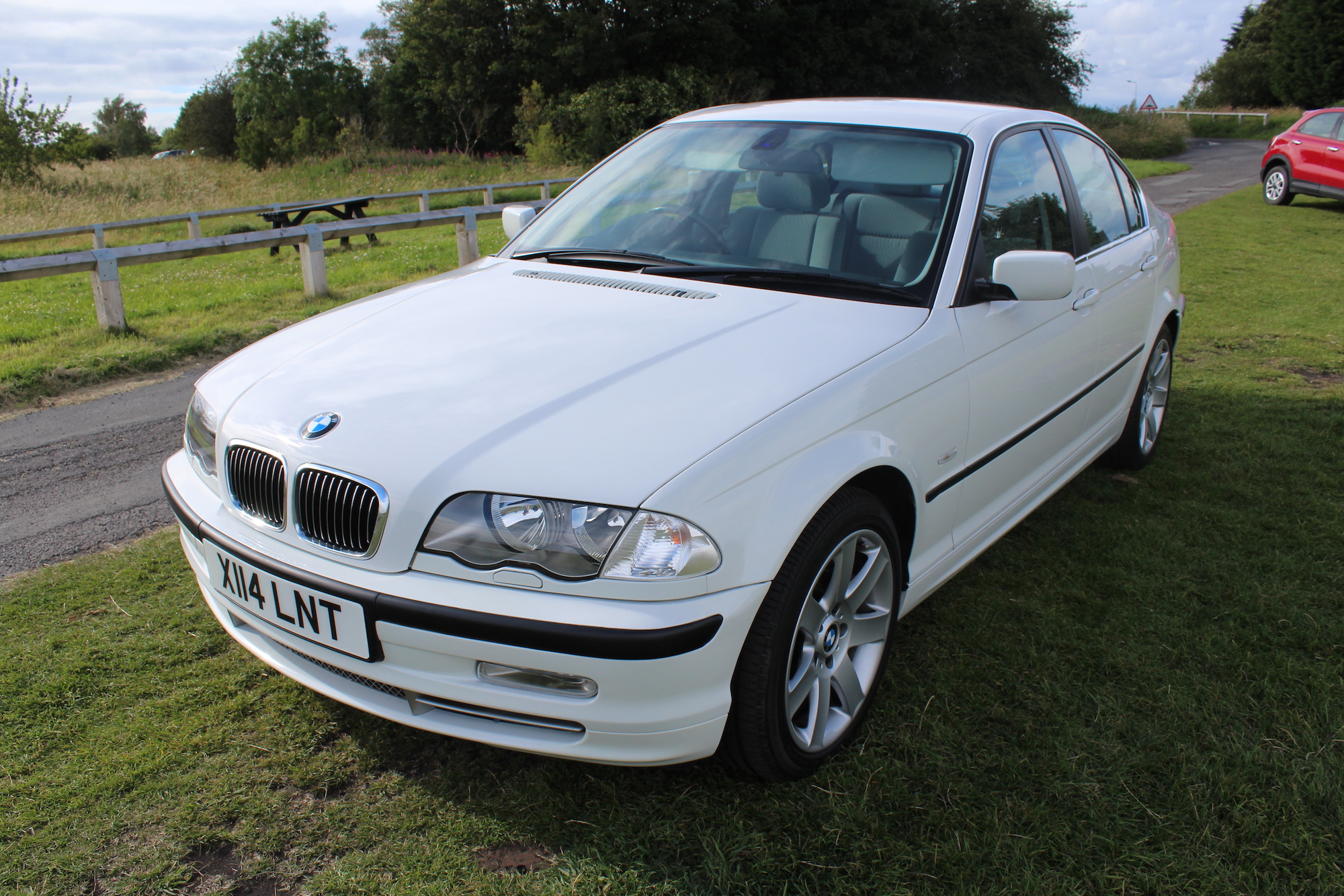 2000 BMW (E46) 330i SE - 13,416 MILES