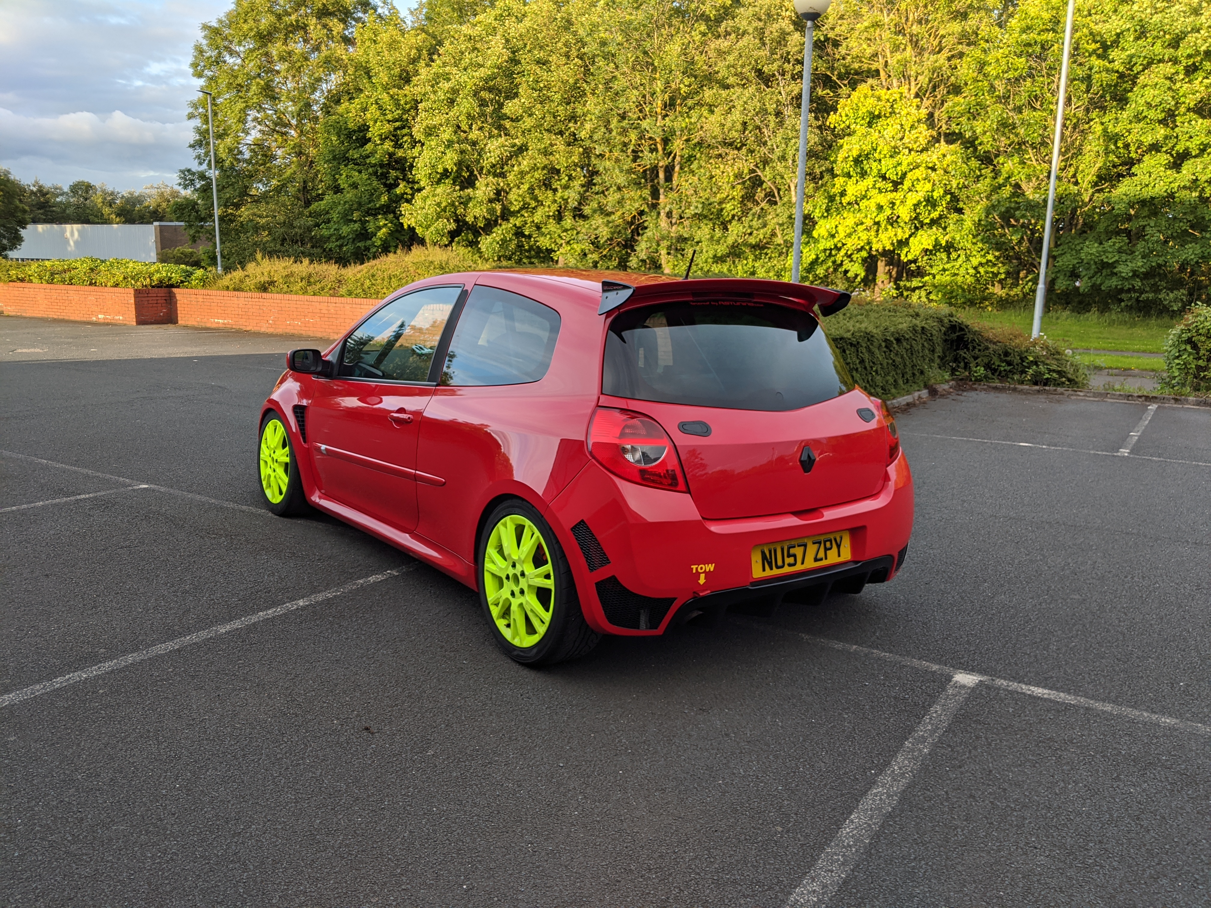 2007 RENAULT CLIO 197 'CUP CAR CONVERSION' for sale by auction in ...