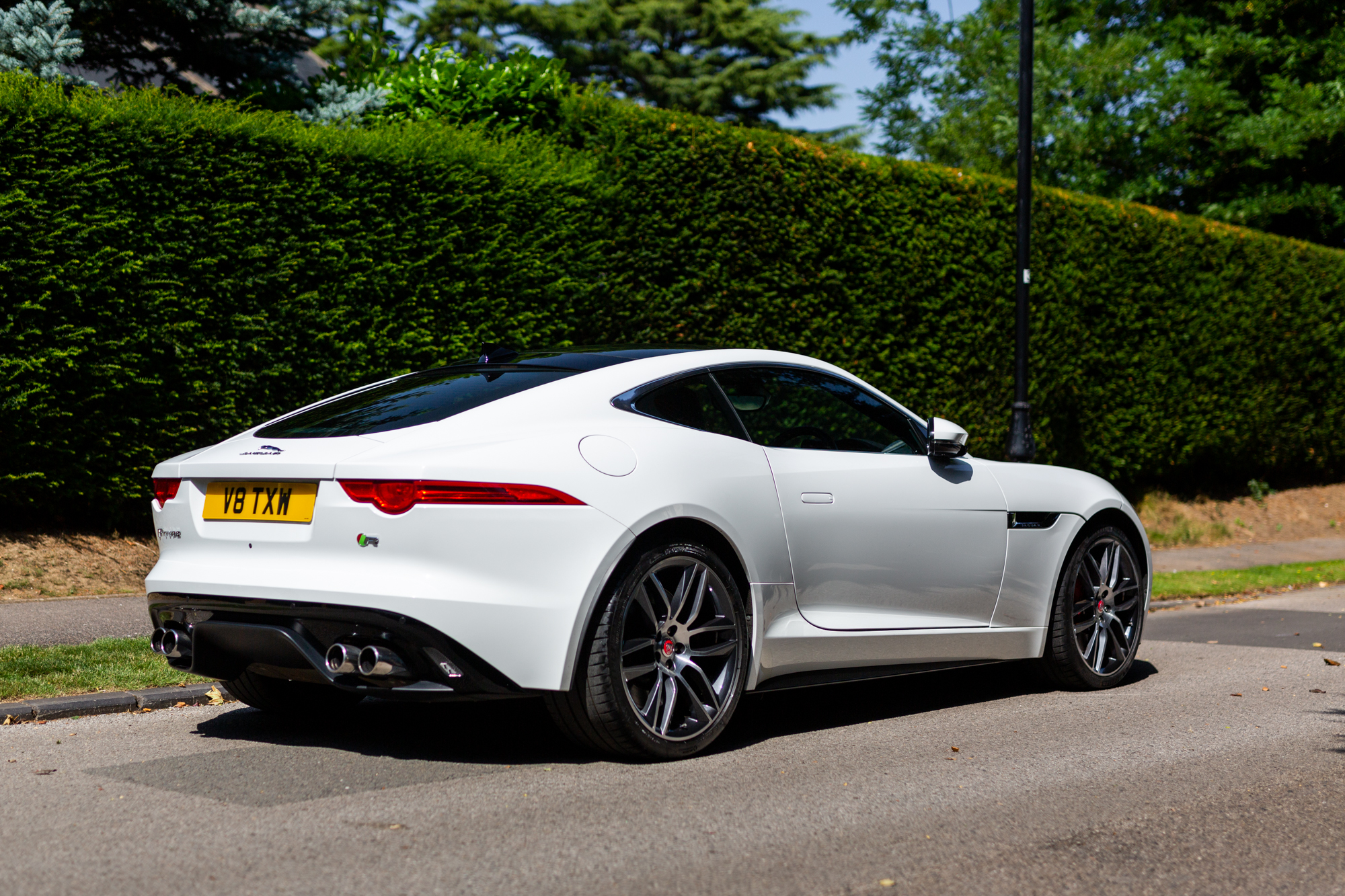 2014 JAGUAR F-TYPE R
