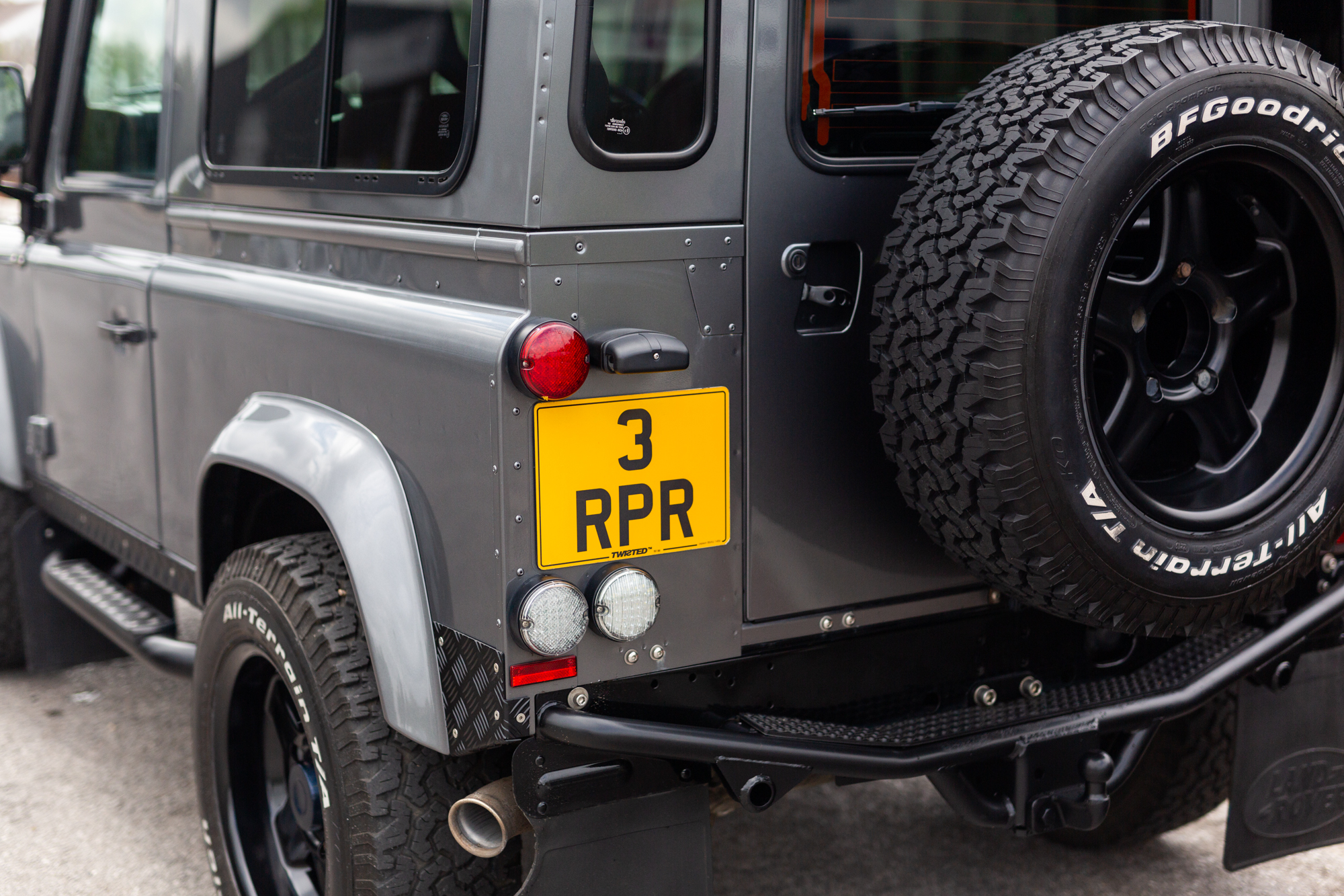2014 LAND ROVER DEFENDER 90 'TWISTED'