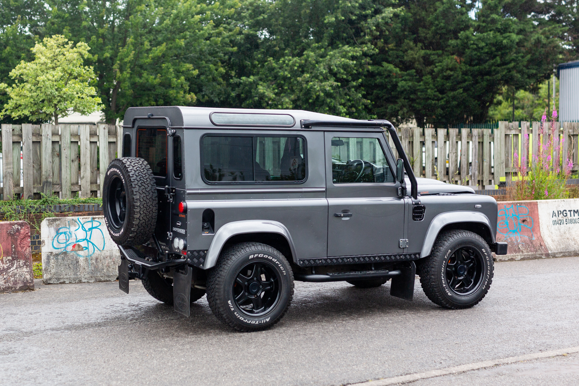 2014 LAND ROVER DEFENDER 90 'TWISTED'
