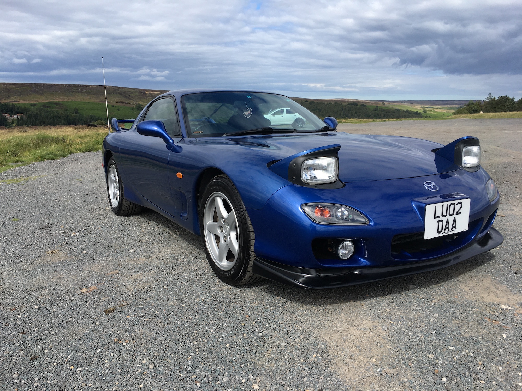 NO RESERVE: 2002 MAZDA RX-7 TYPE RB