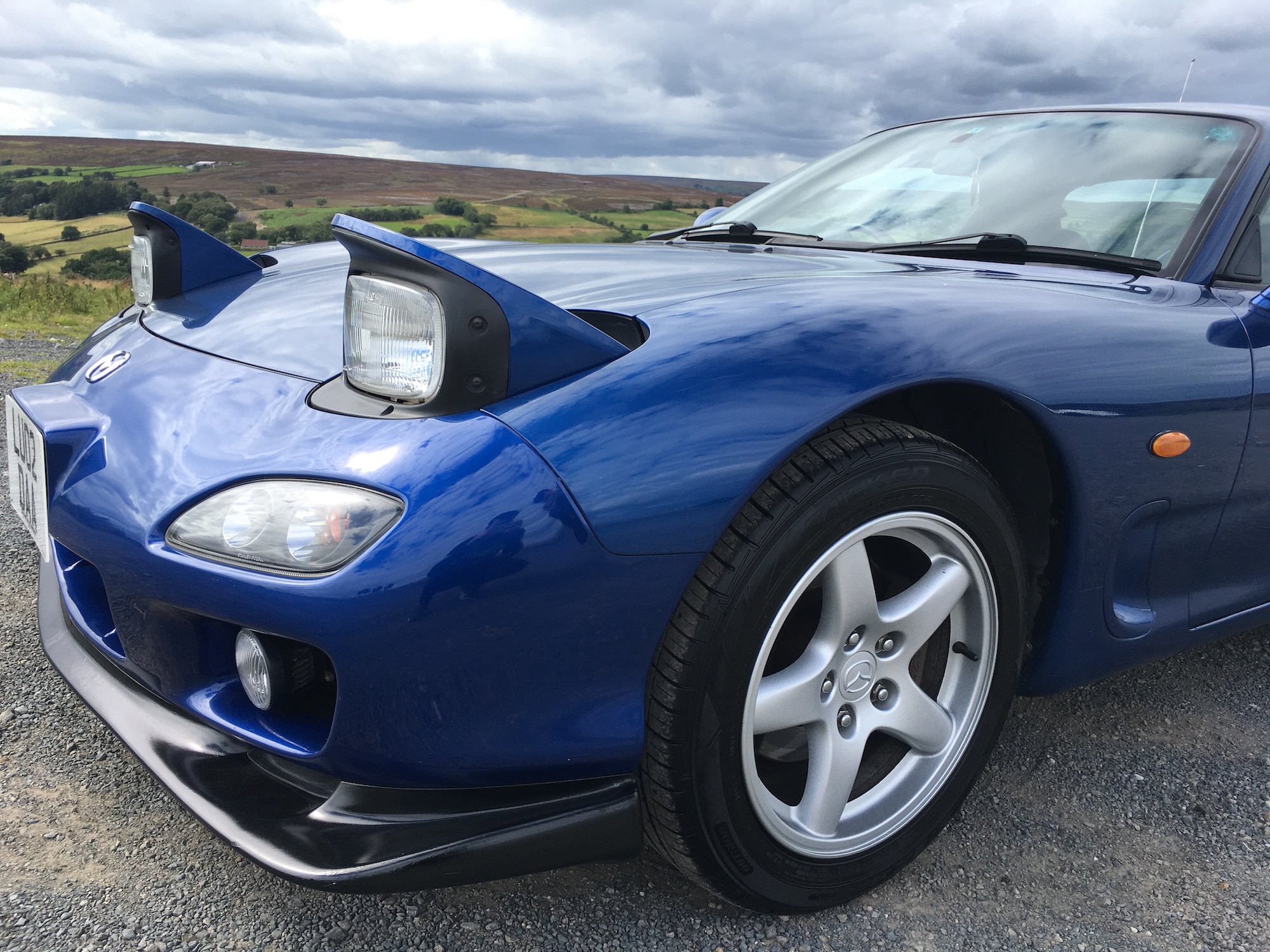 NO RESERVE: 2002 MAZDA RX-7 TYPE RB