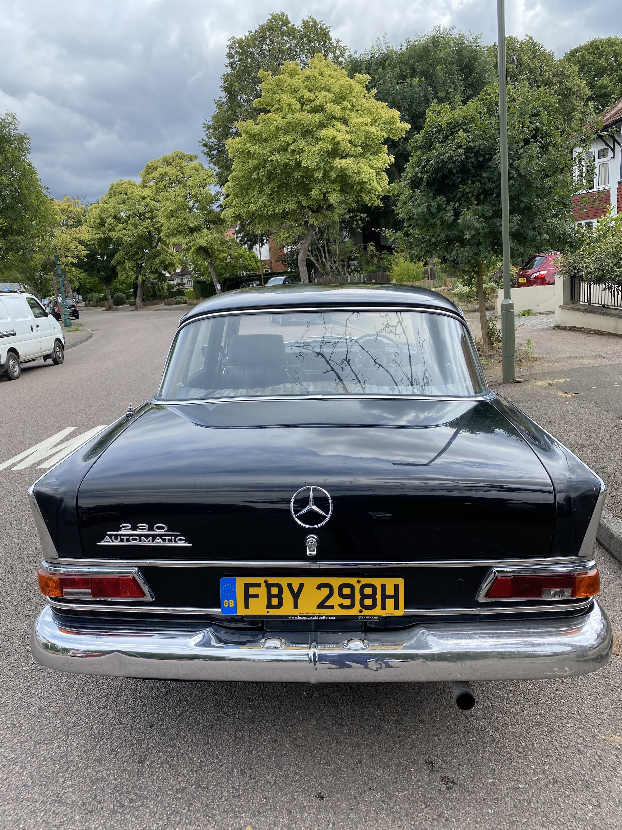 1966 MERCEDES-BENZ (W110) 230 'FINTAIL' for sale by auction in London ...
