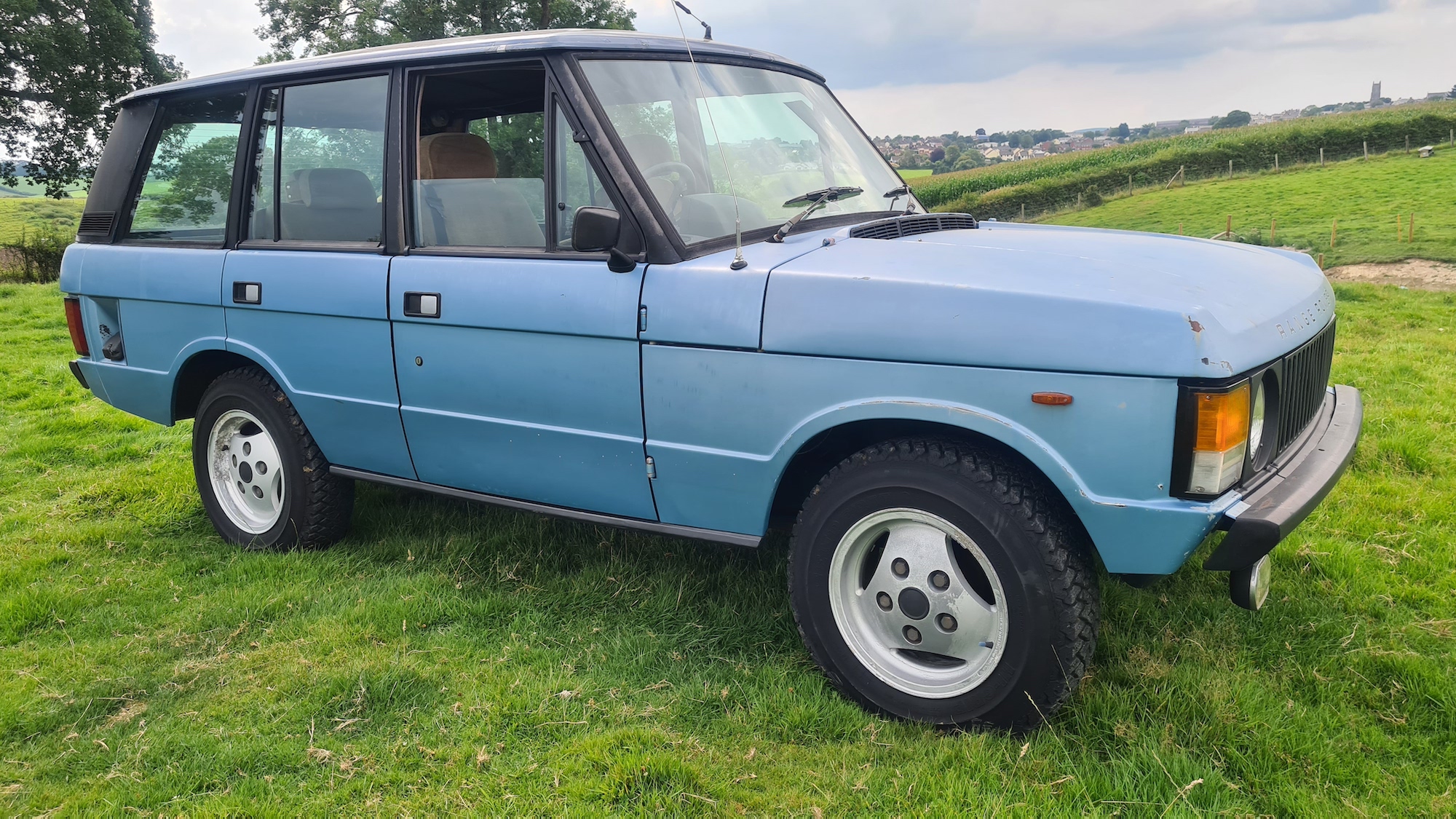 1981 RANGE ROVER CLASSIC 4 DOOR
