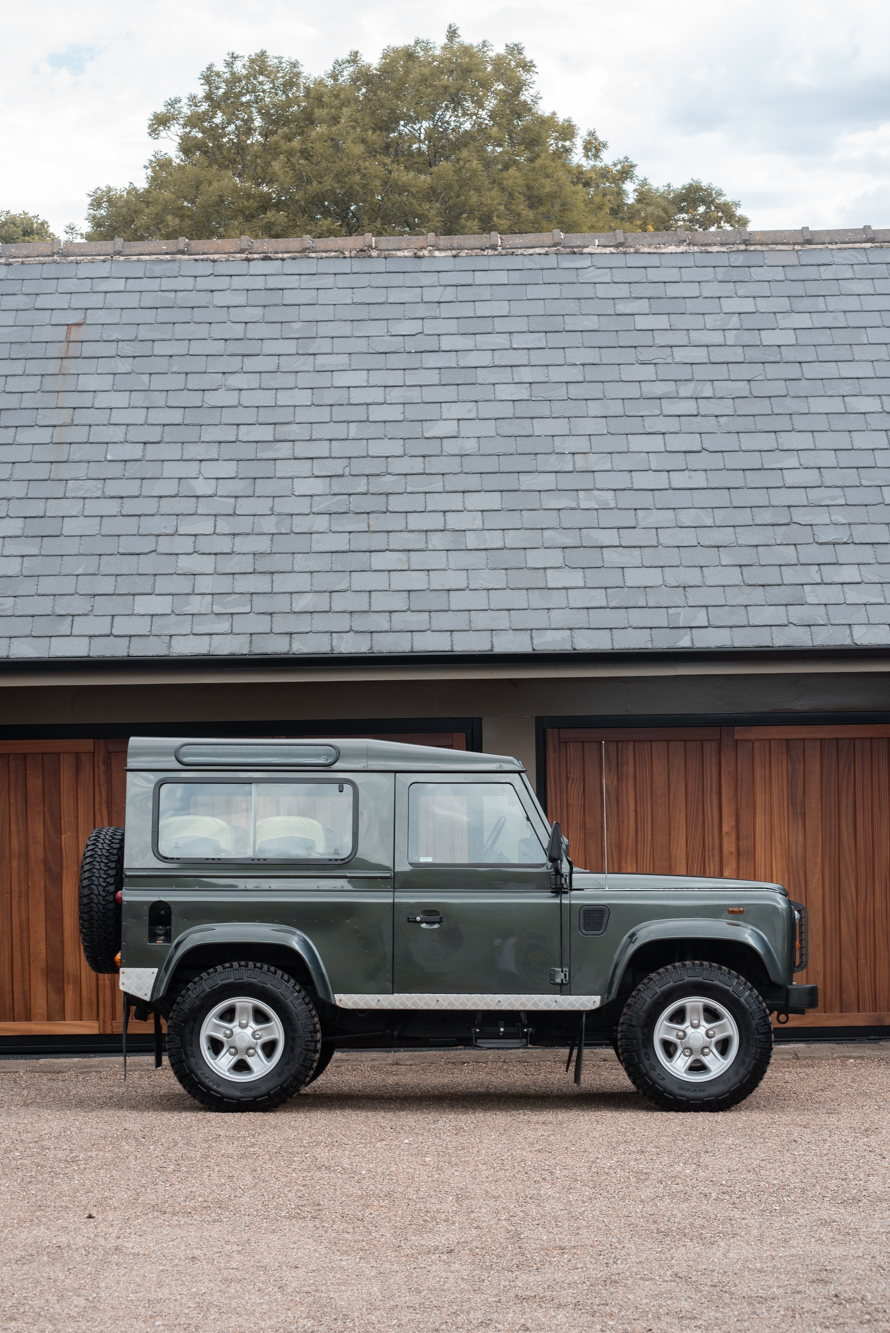 2006 LAND ROVER DEFENDER 90 TD5 COUNTY for sale by auction in ...