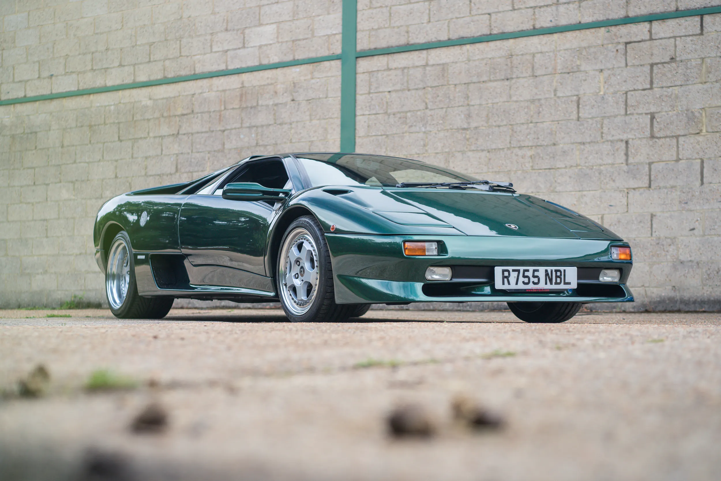 1997 LAMBORGHINI DIABLO SV
