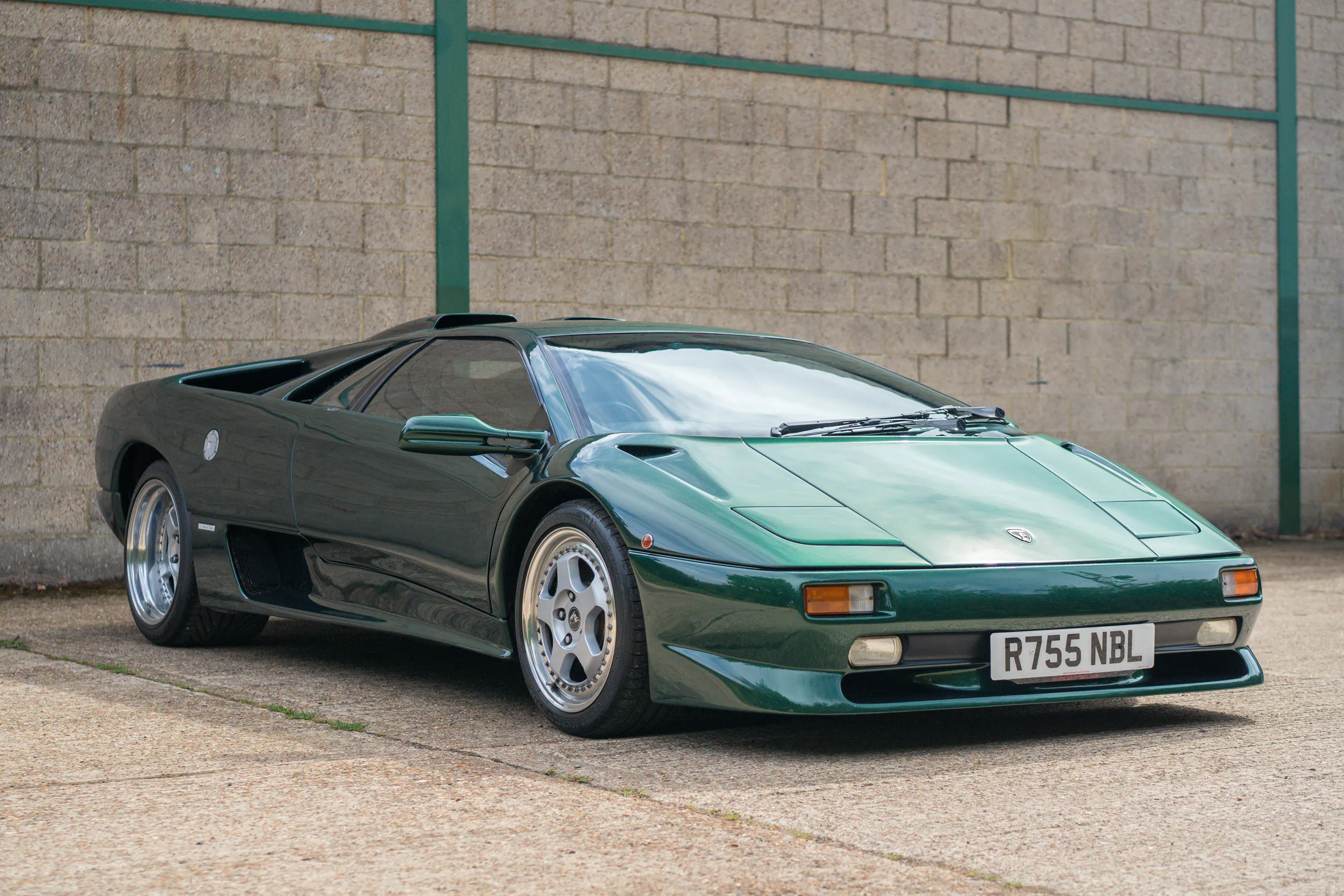1997 LAMBORGHINI DIABLO SV