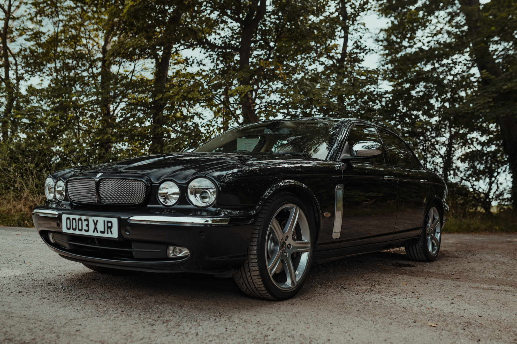 2006 JAGUAR XJR PORTFOLIO - 1 OF 100