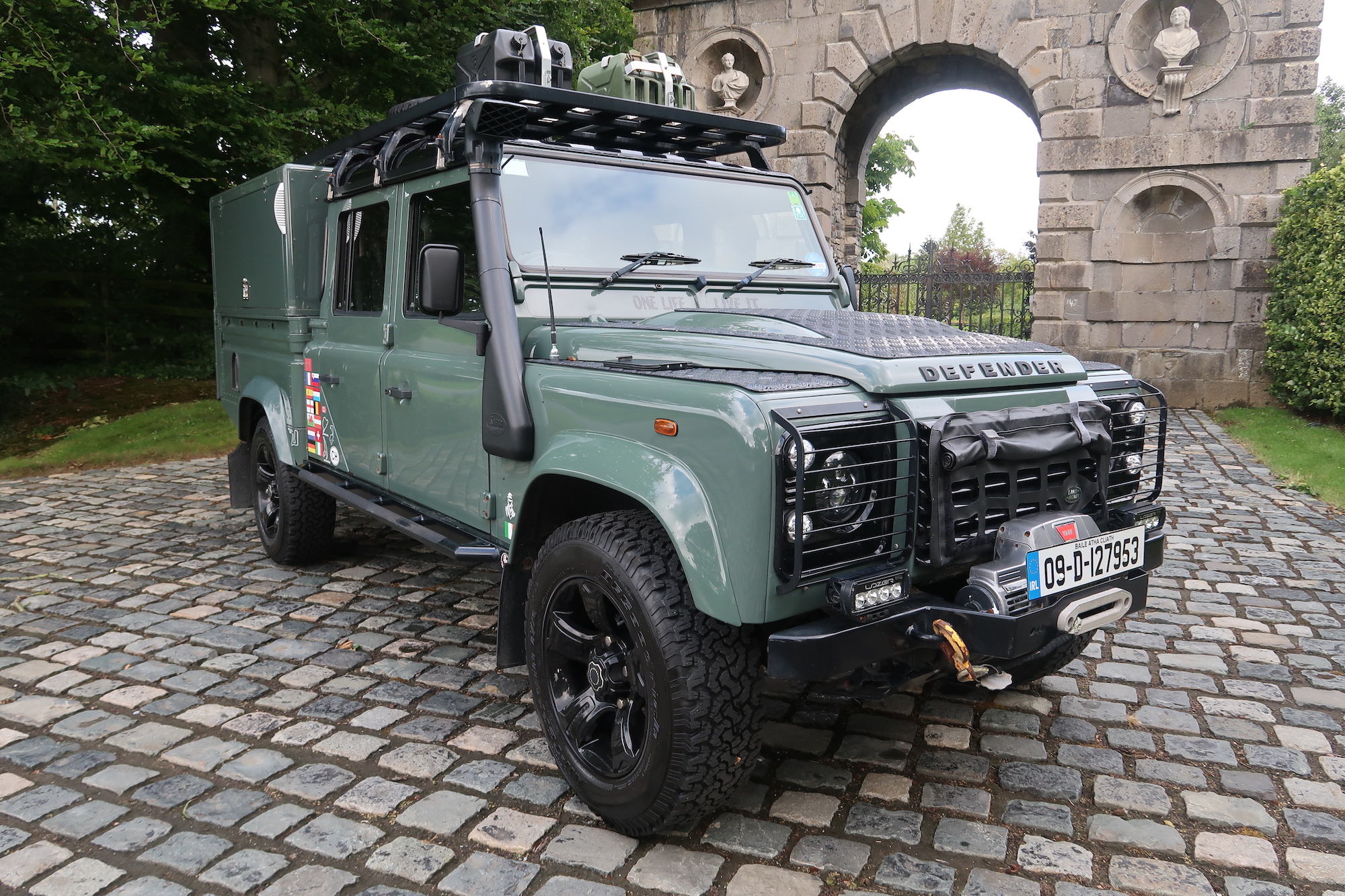 2009 LAND ROVER DEFENDER 130 DOUBLE CAB