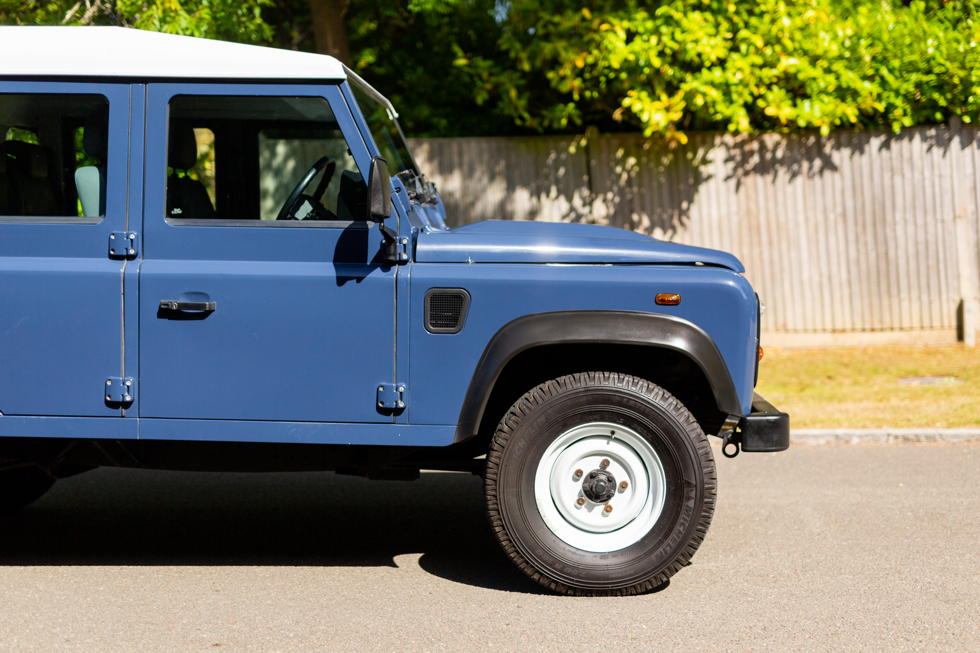 2011 LAND ROVER DEFENDER 110 DOUBLE CAB for sale by auction in ...