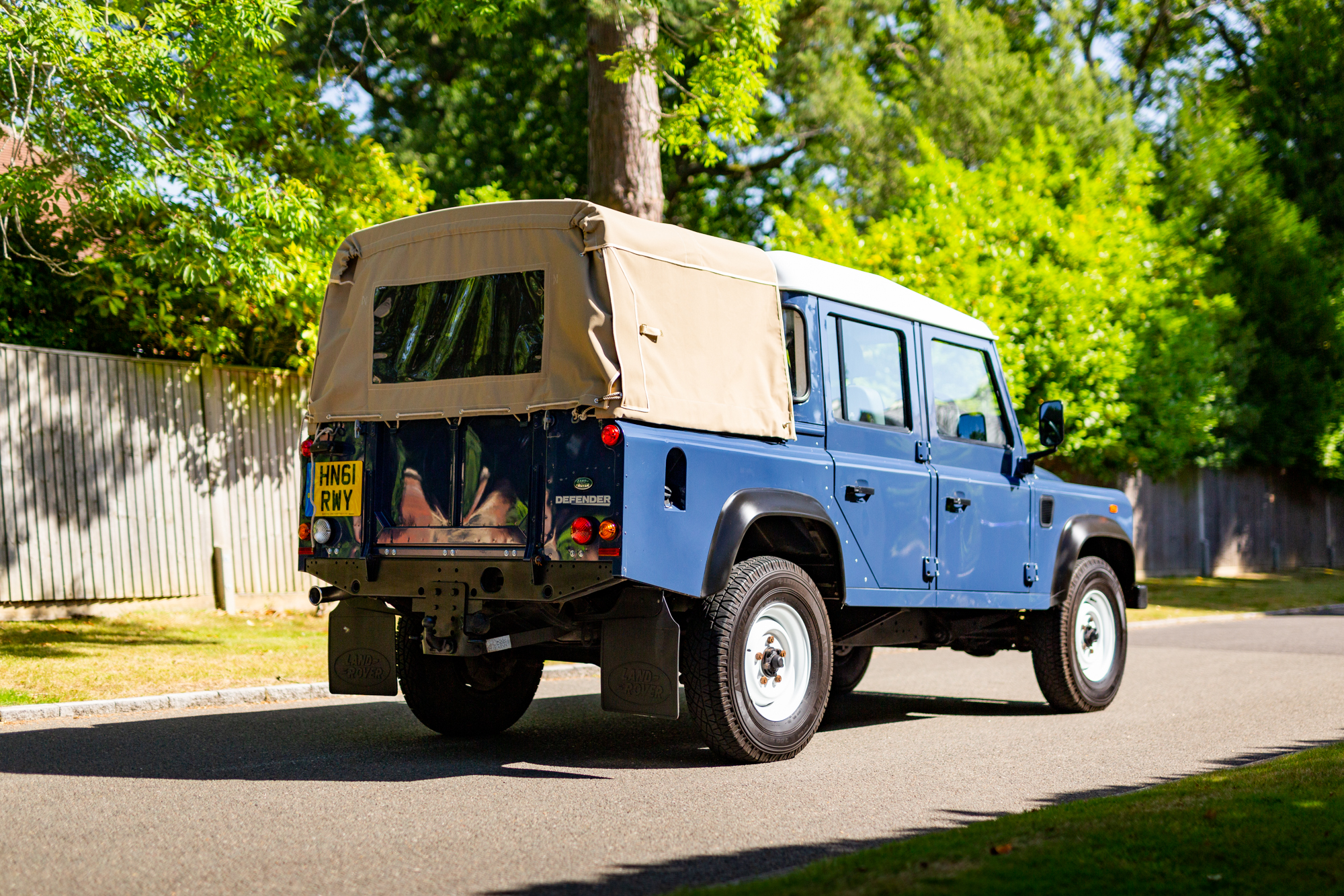 2011 LAND ROVER DEFENDER 110 DOUBLE CAB for sale by auction in ...