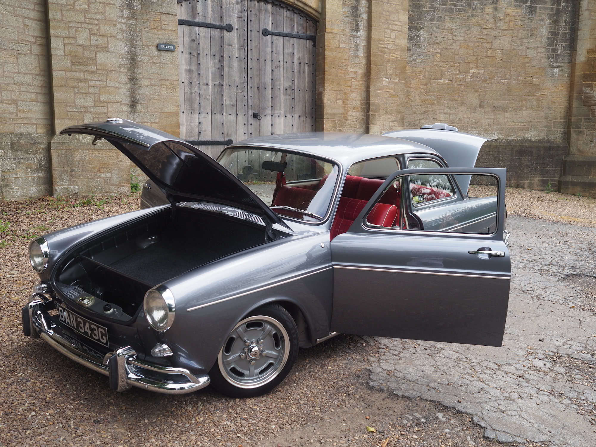 1969 VOLKSWAGEN NOTCHBACK 1600 TL TYPE 3 for sale in Doncaster, United ...