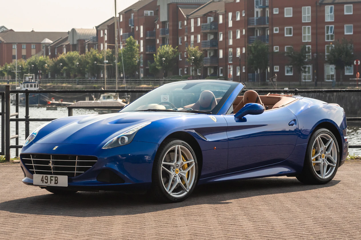 Ferrari California T Blue