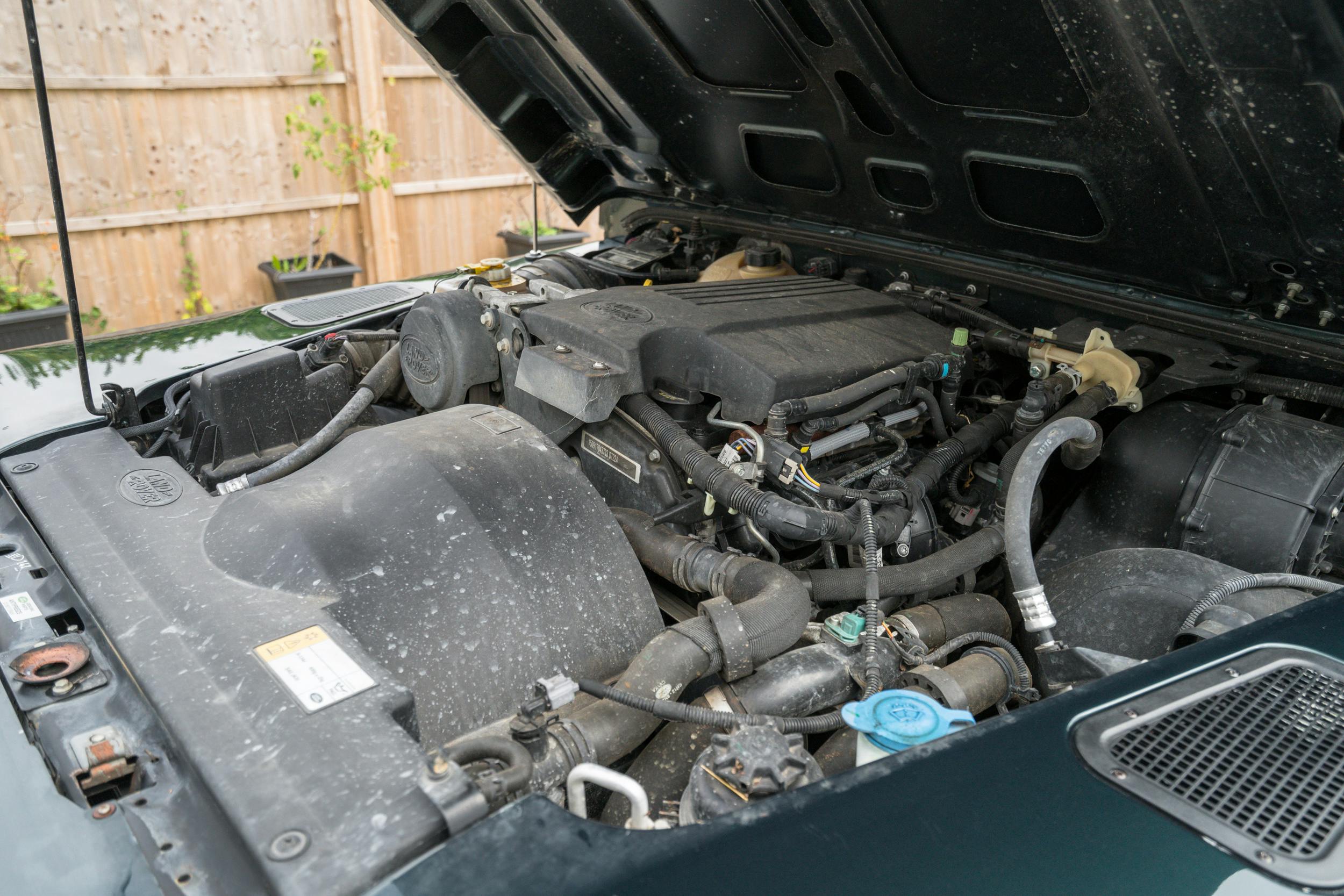 2015 LAND ROVER DEFENDER 110 XS