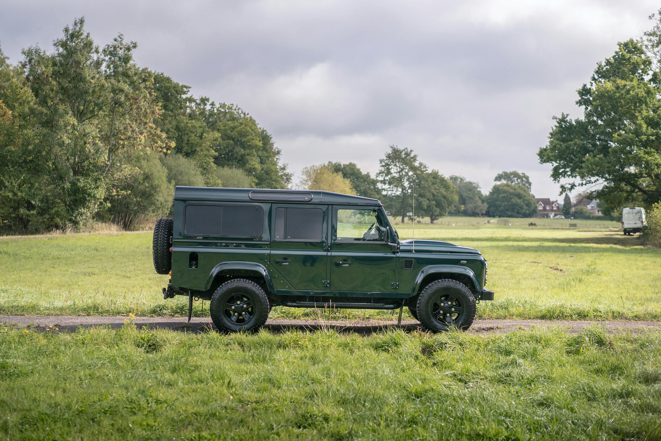 2015 LAND ROVER DEFENDER 110 XS