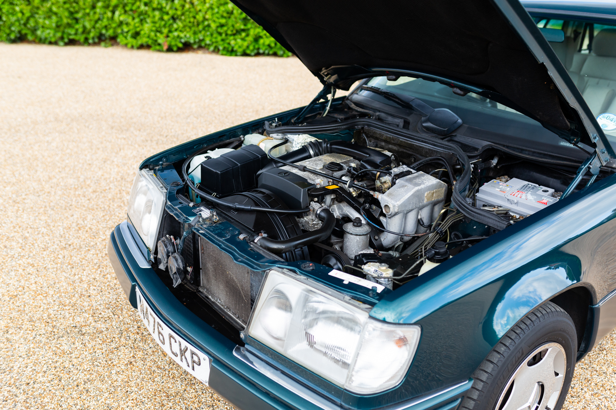 1996 MERCEDES-BENZ (W124) E200T ESTATE