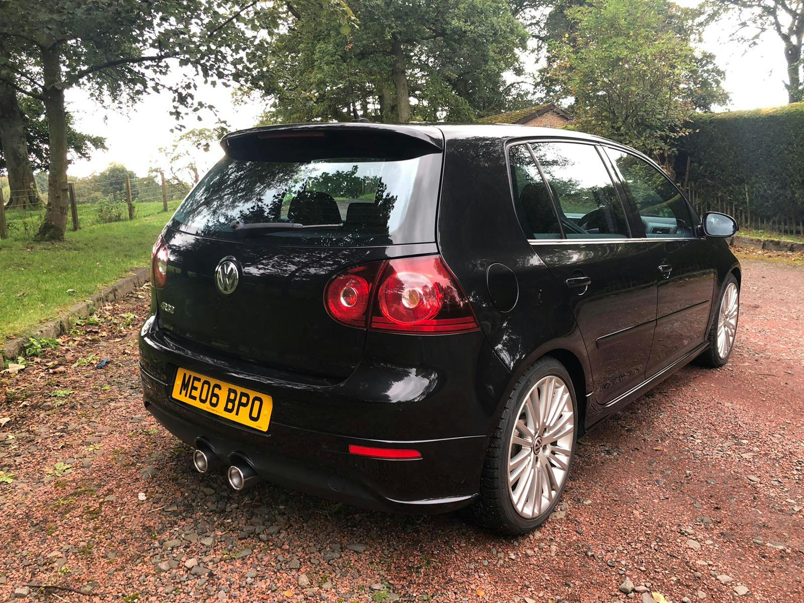 2006 VOLKSWAGEN GOLF (MK5) R32