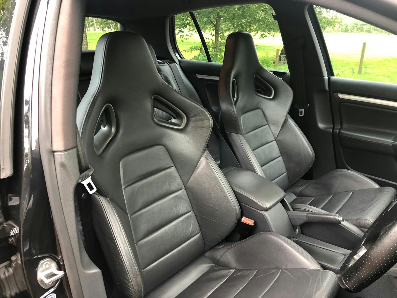 2006 VOLKSWAGEN GOLF (MK5) R32