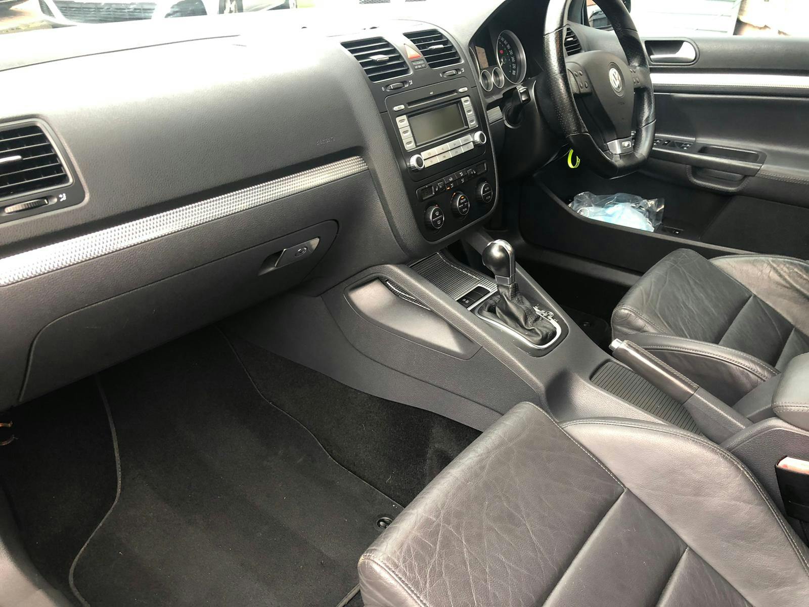 2006 VOLKSWAGEN GOLF (MK5) R32