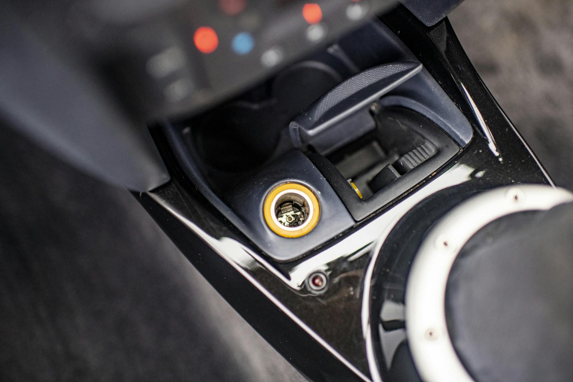 2005 RENAULT CLIO V6 PHASE 2