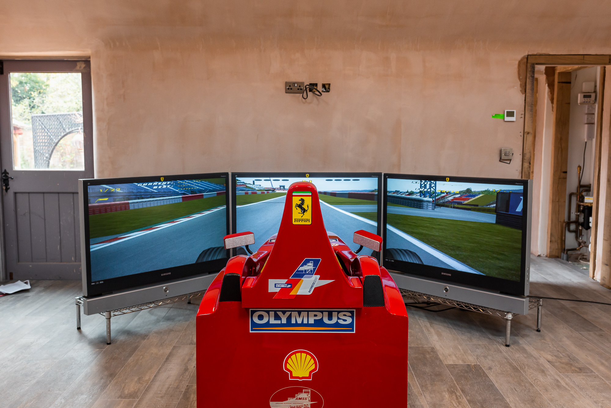 ARC-TEAM FERRARI F1 DRIVING SIMULATOR