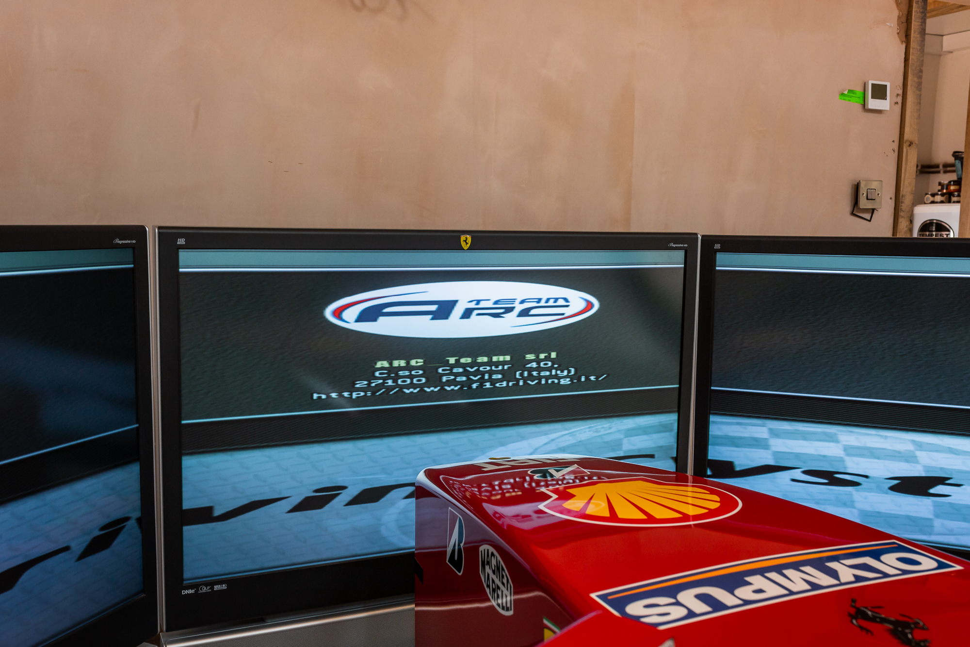 ARC-TEAM FERRARI F1 DRIVING SIMULATOR