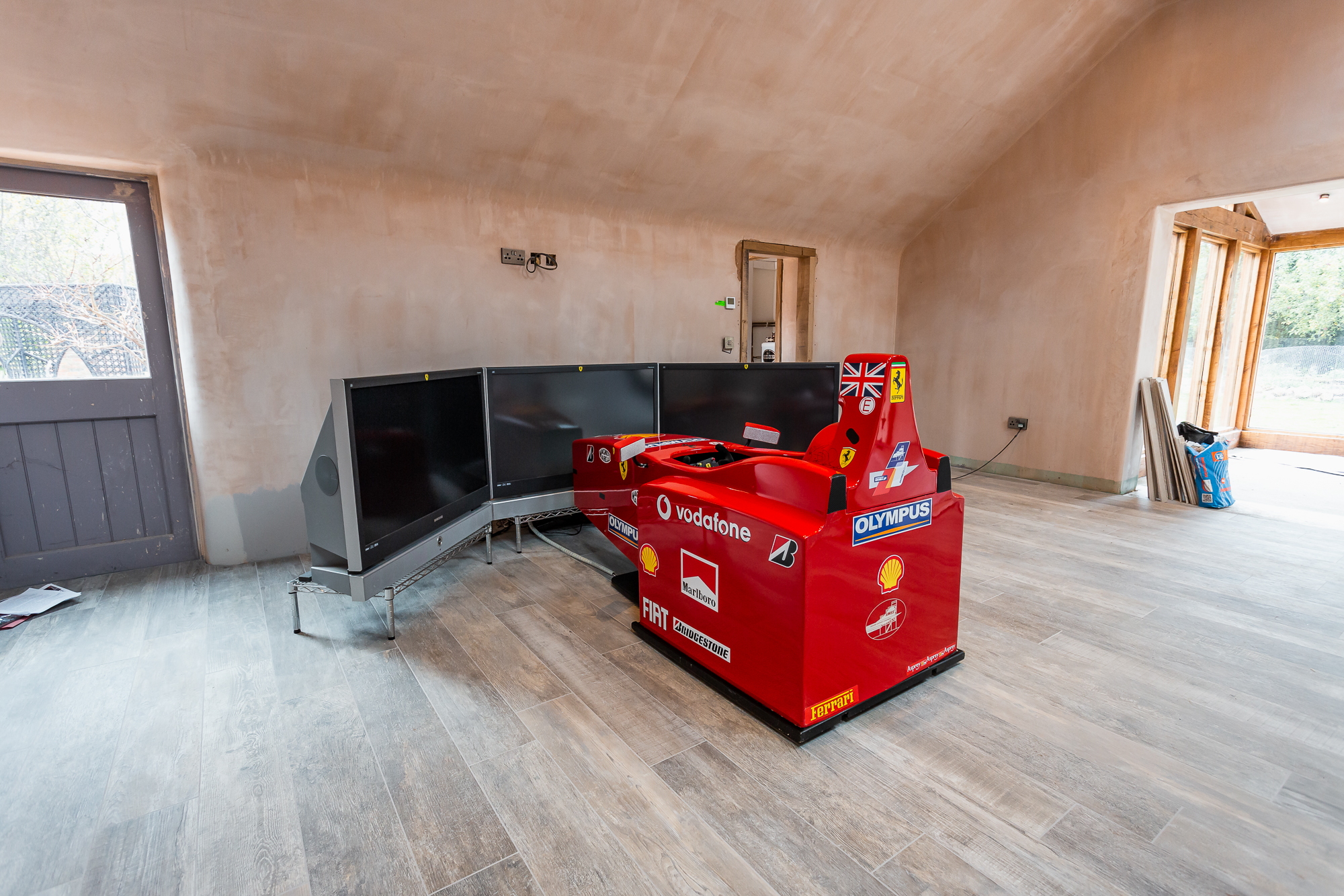 ARC-TEAM FERRARI F1 DRIVING SIMULATOR