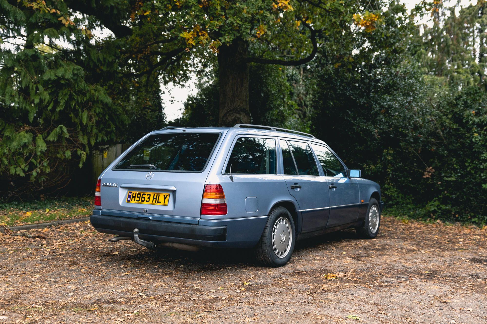 1991 MERCEDES-BENZ (W124) 230TE - 53,015 MILES for sale by auction in ...