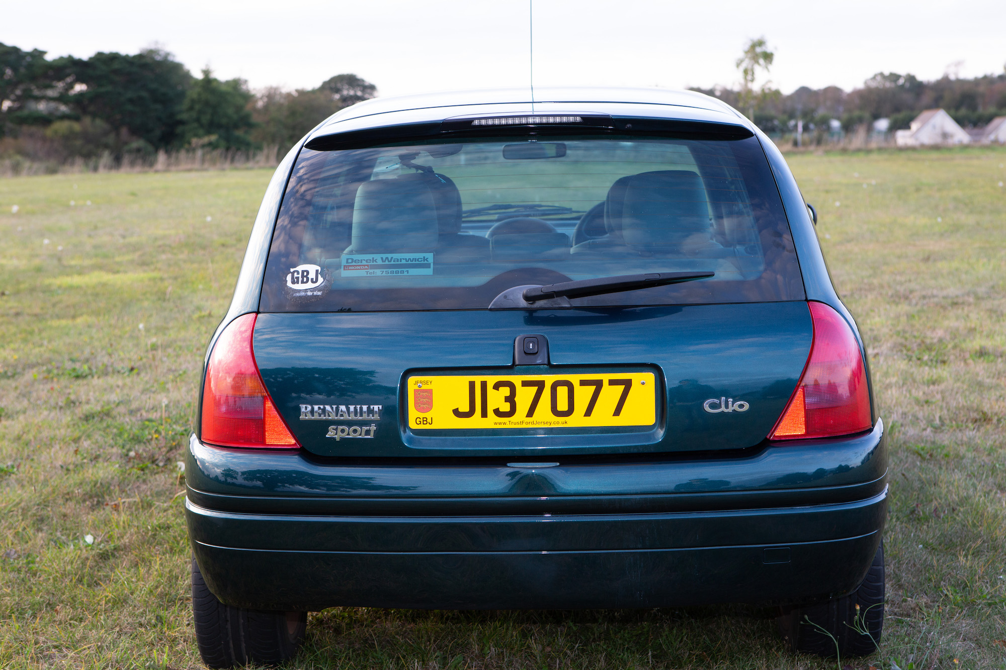 2001 RENAULTSPORT CLIO 172 EXCLUSIVE - 34,245 MILES for sale by auction ...