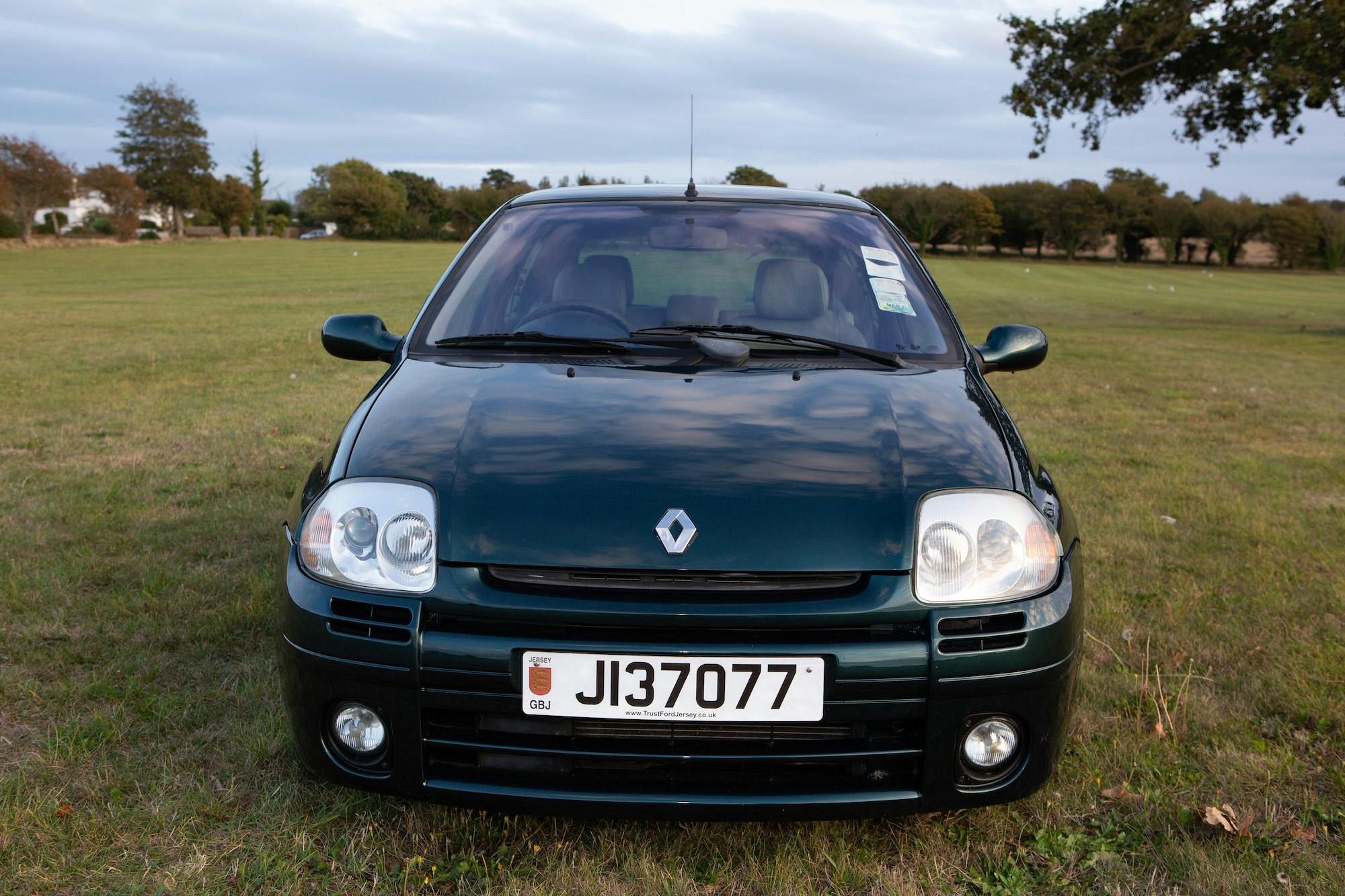 2001 RENAULTSPORT CLIO 172 EXCLUSIVE - 34,245 MILES