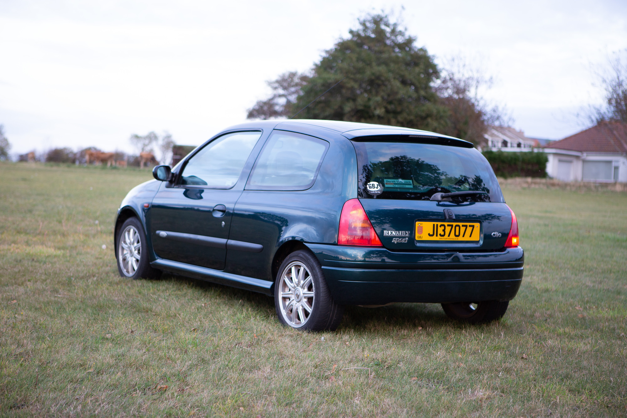 2001 RENAULTSPORT CLIO 172 EXCLUSIVE - 34,245 MILES for sale by auction ...
