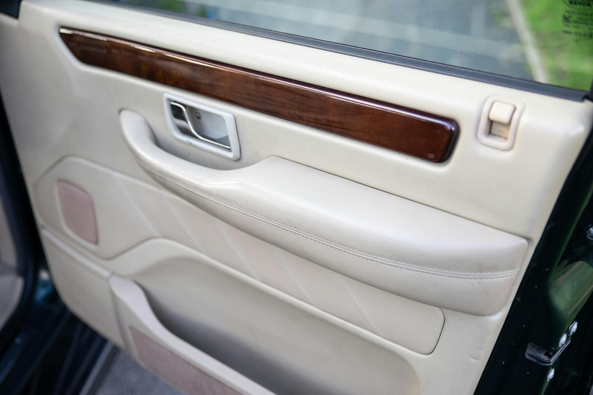 2000 RANGE ROVER 4.6 VOGUE (P38)