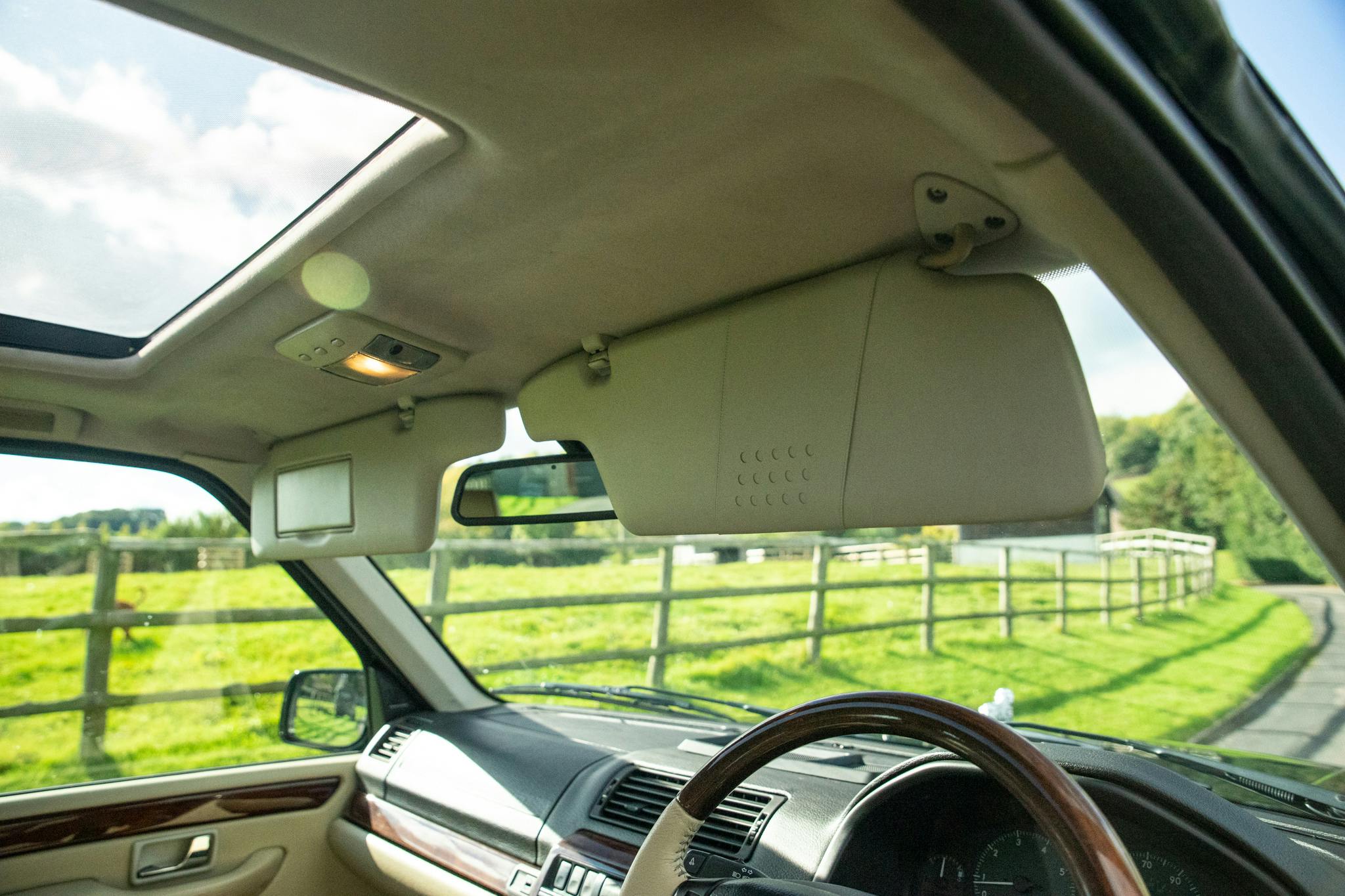 2000 RANGE ROVER 4.6 VOGUE (P38)