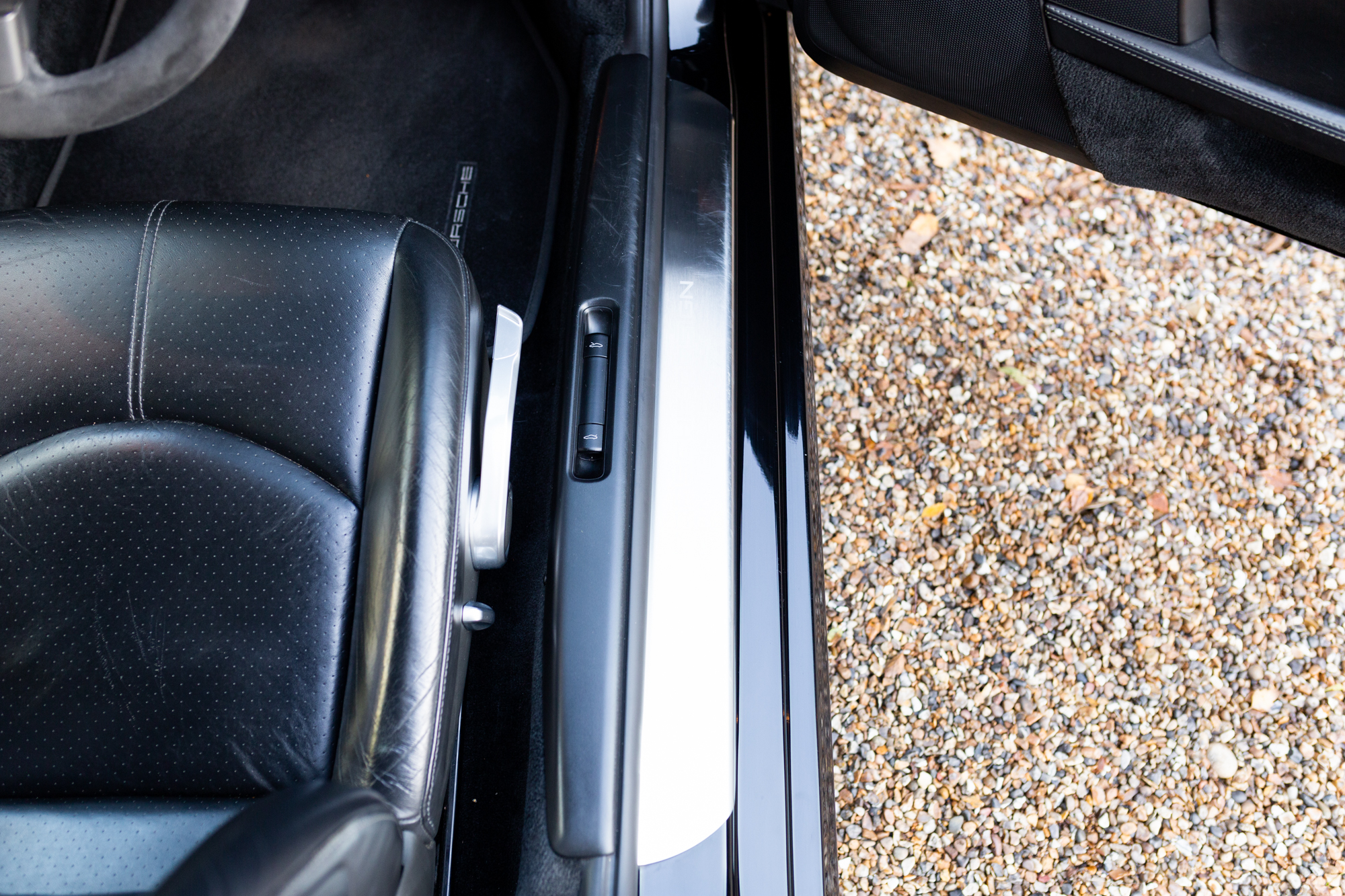 2007 PORSCHE (987) CAYMAN S DESIGN EDITION 1