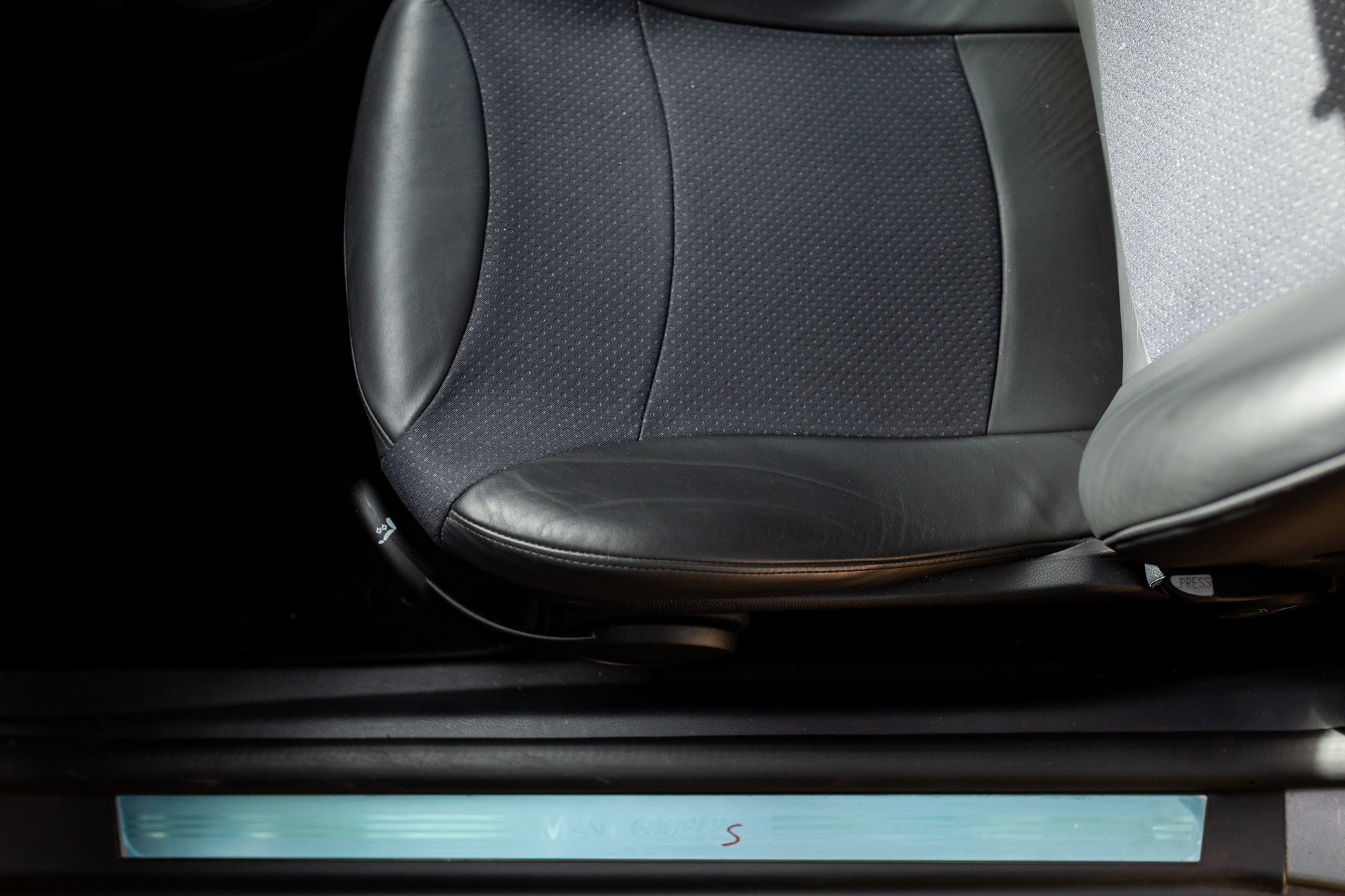 2003 MINI COOPER S – JCW TUNING KIT