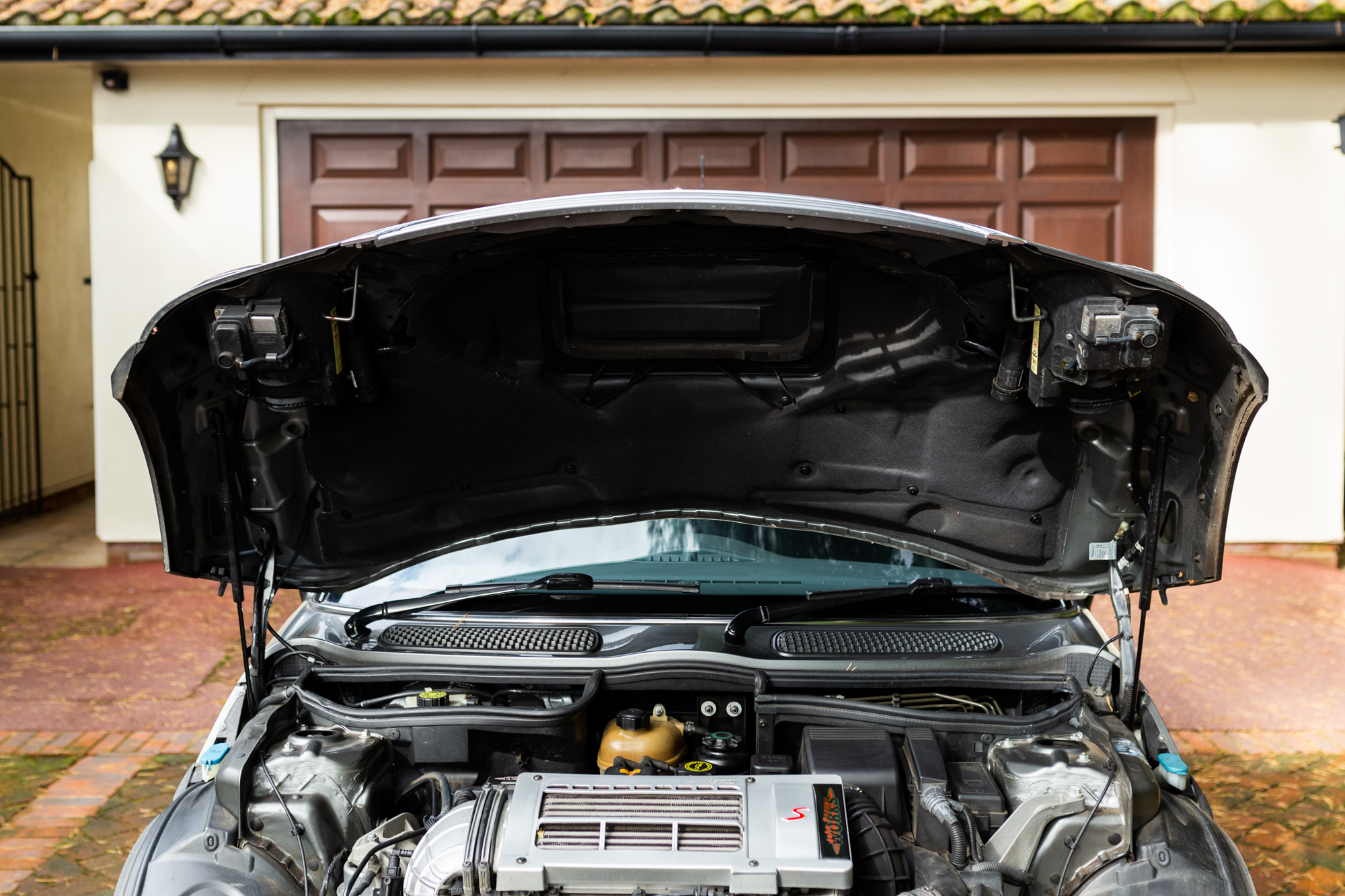 2003 MINI COOPER S – JCW TUNING KIT