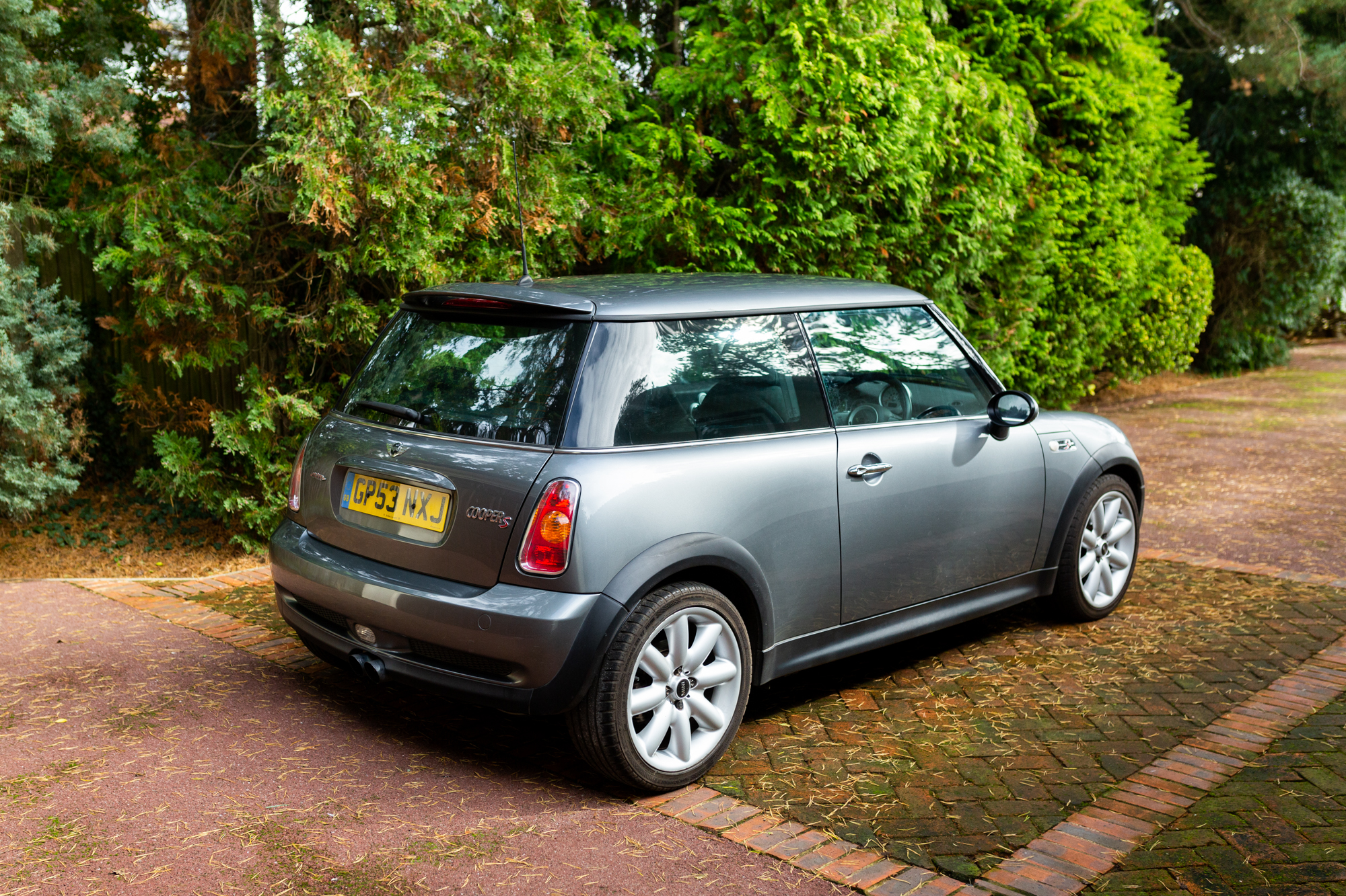 2003 MINI COOPER S – JCW TUNING KIT