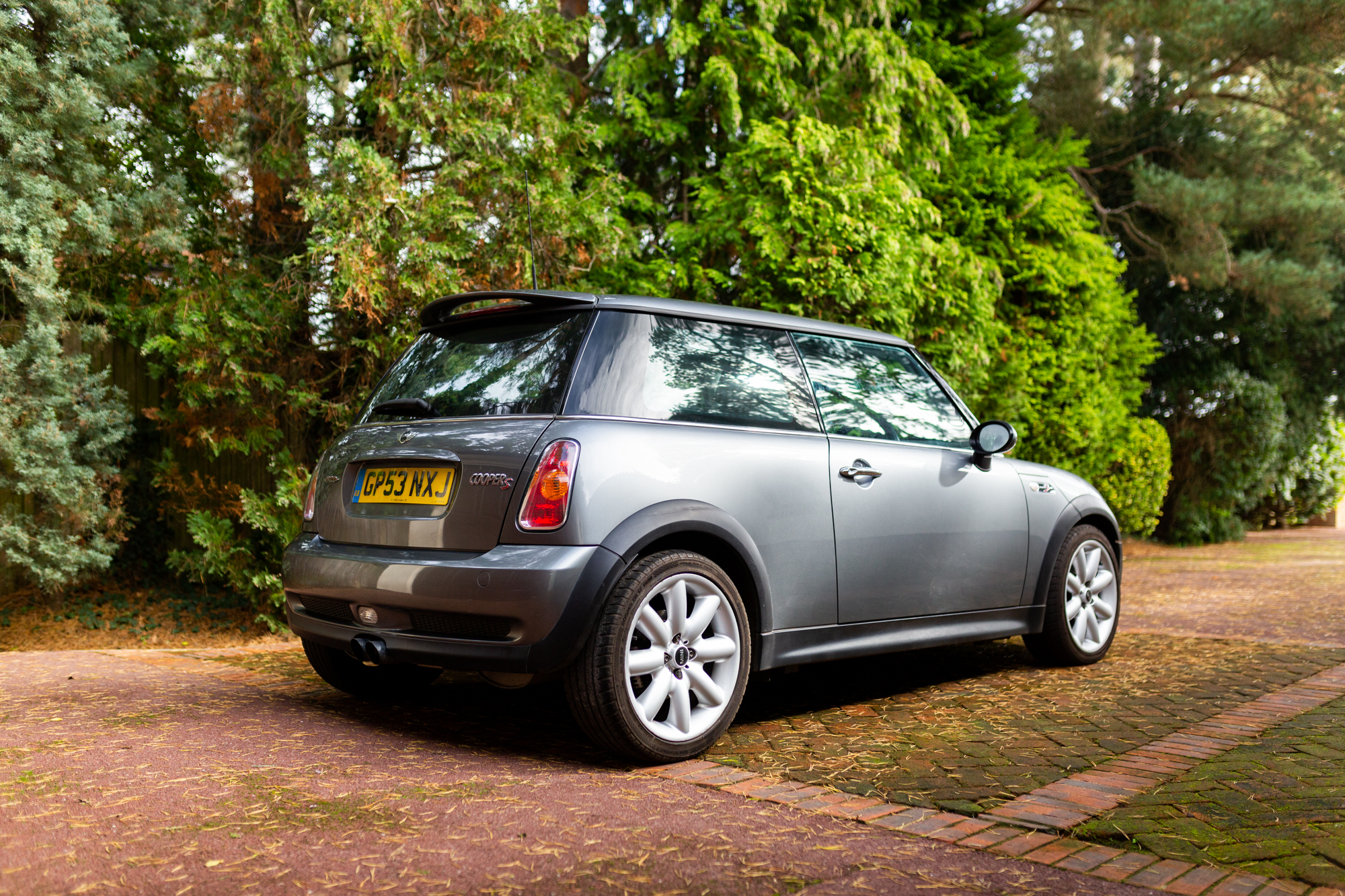 2003 MINI COOPER S – JCW TUNING KIT